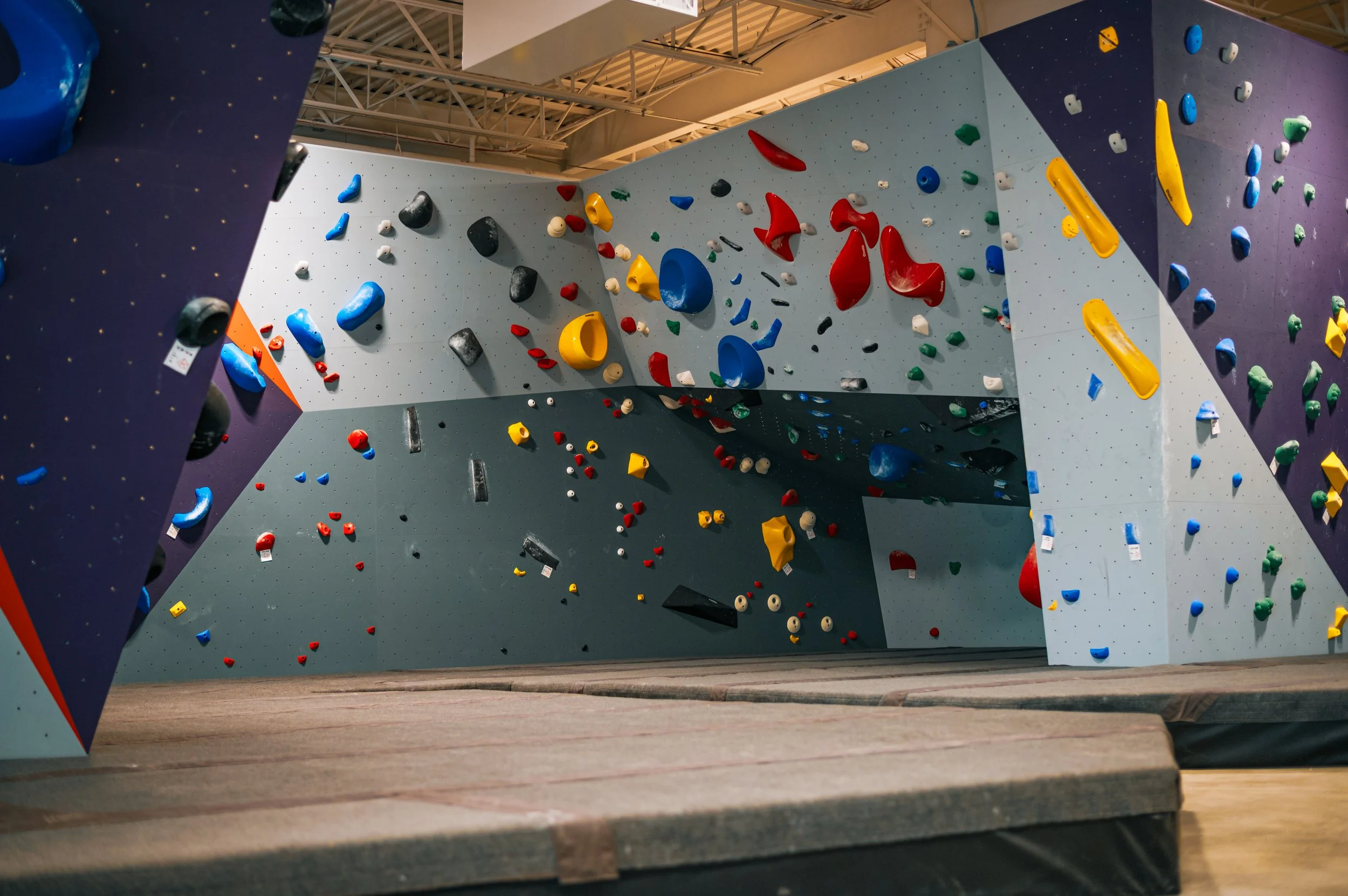 Indoor Bouldering Gym in Kansas City - Rendezvous Climbing Gym
