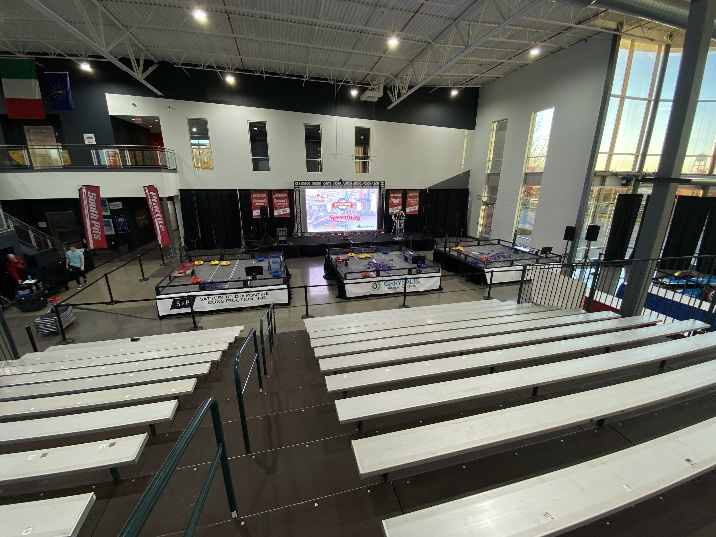 VEX Robotics | Speedway Tipping Point (2021) — Creator Moko VEX Robotics | Speedway Tipping Point (2021) — Creator Moko