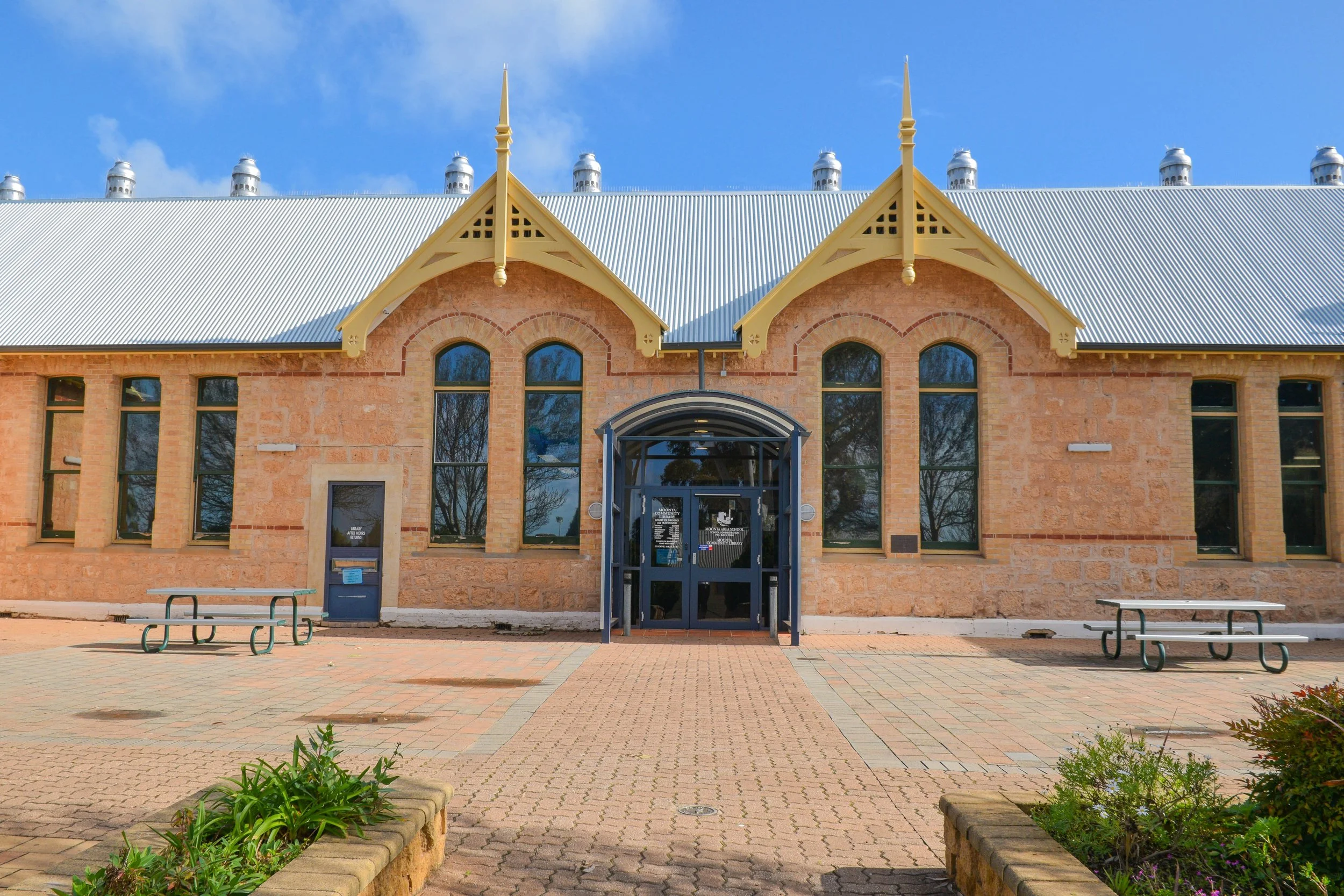 Moonta Area School
