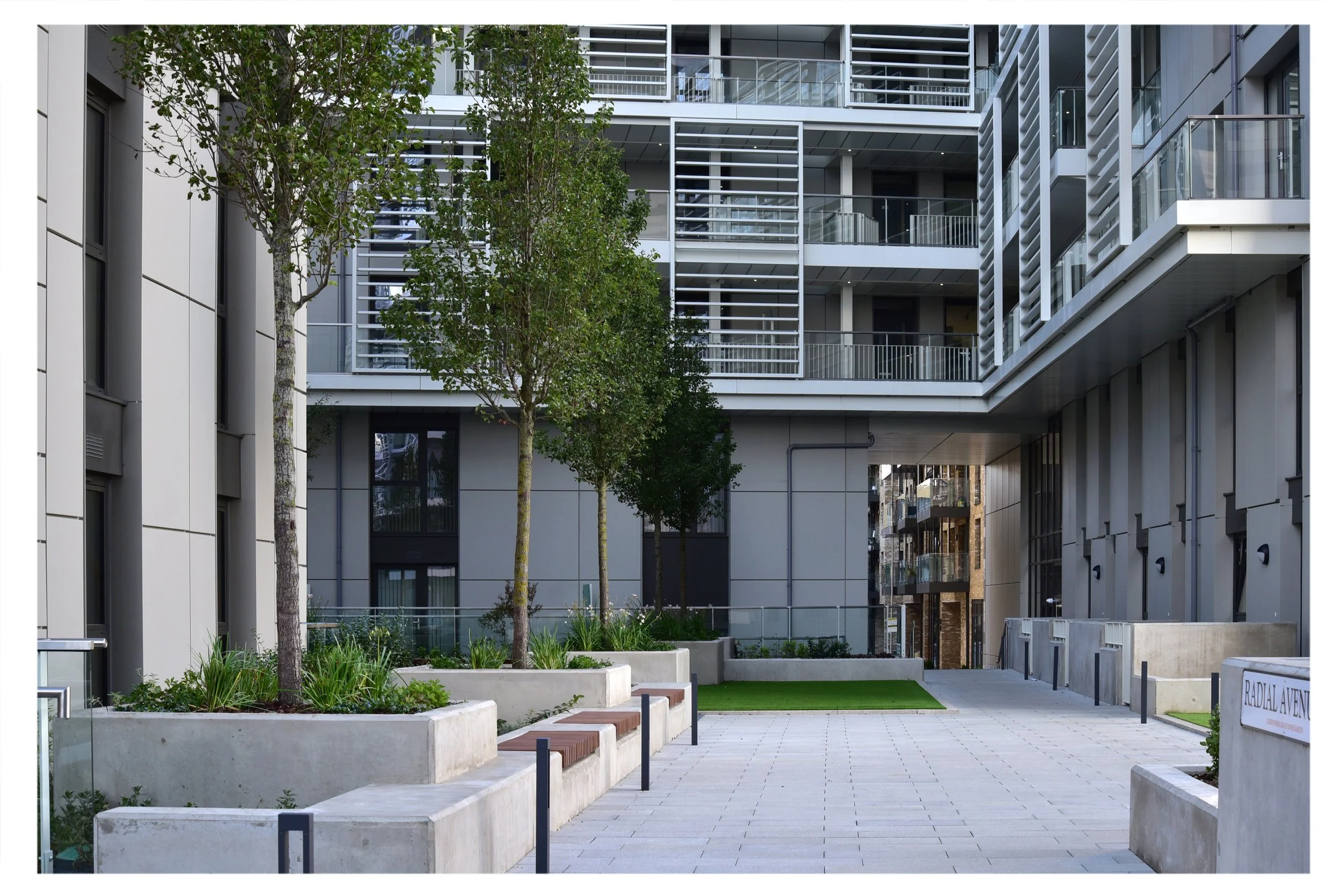 Carmen Street Poplar — STANDERWICK LAND DESIGN