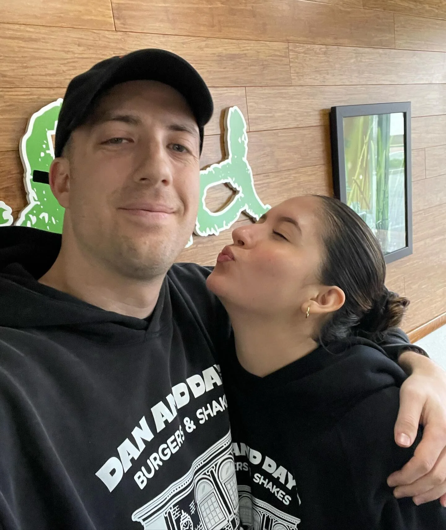 Dan & Day's Burgers & Shakes