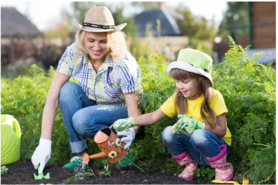 From Sidewalk Chalk to Scavenger Hunts: 5 Outdoor Activities to Support ...