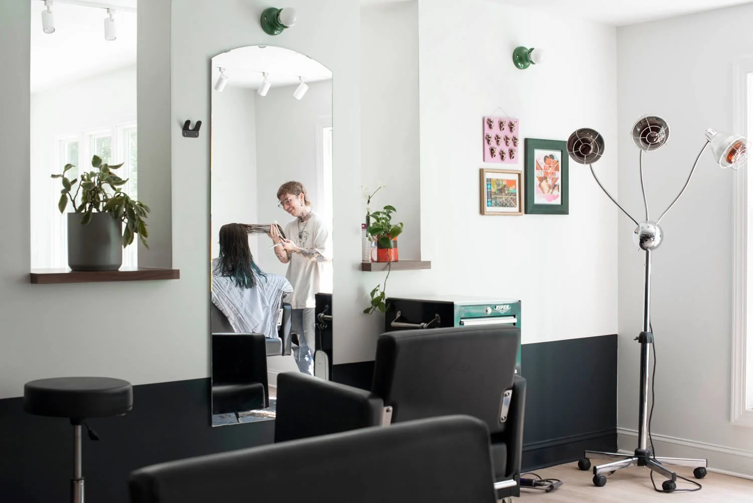 Rock Paper Scissors Salon