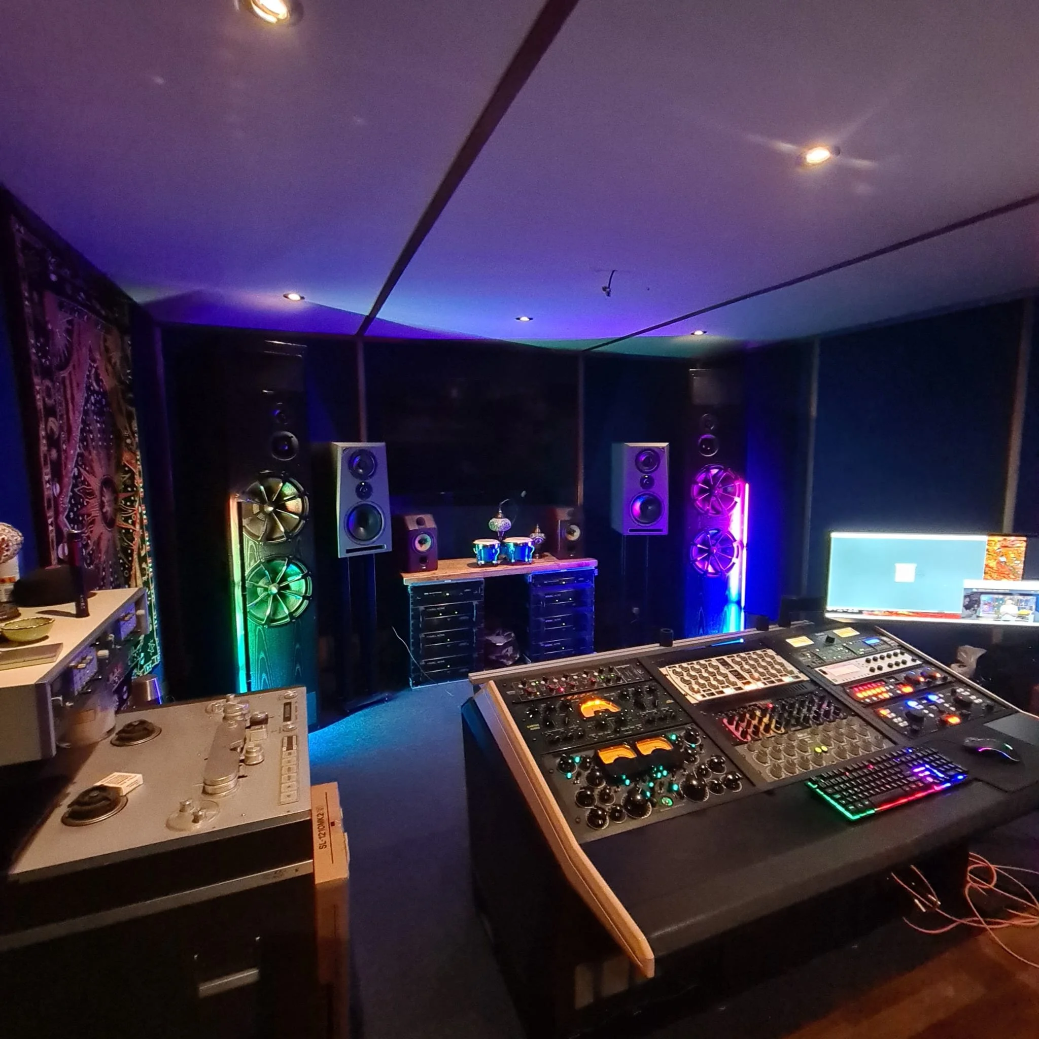 Mixing & Mastering by Dan Smith [DKS]