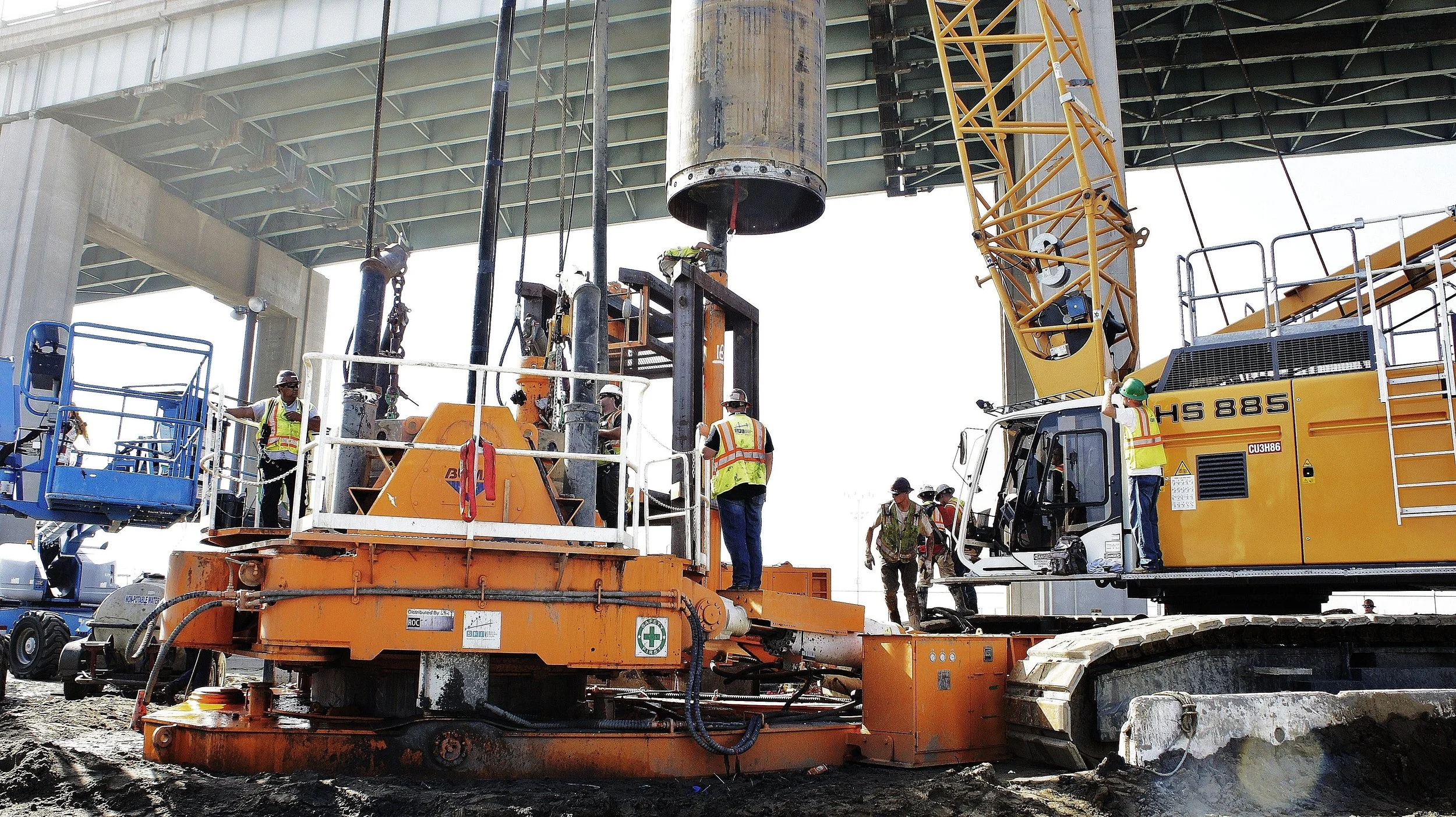 Oscillators — ROC Equipment