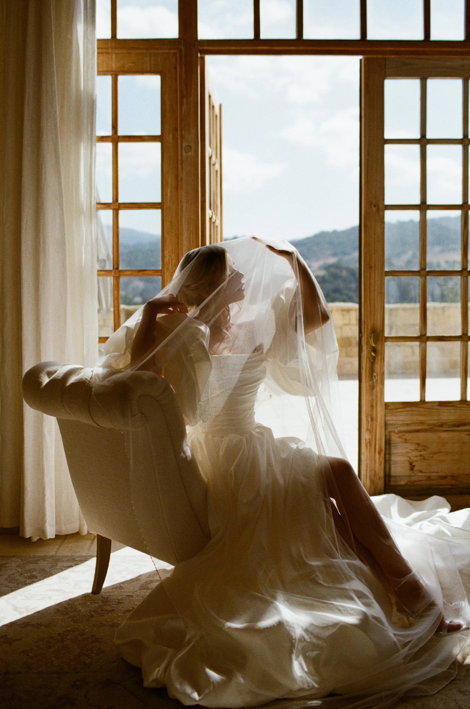 santabarbarahairandmakeup.com
