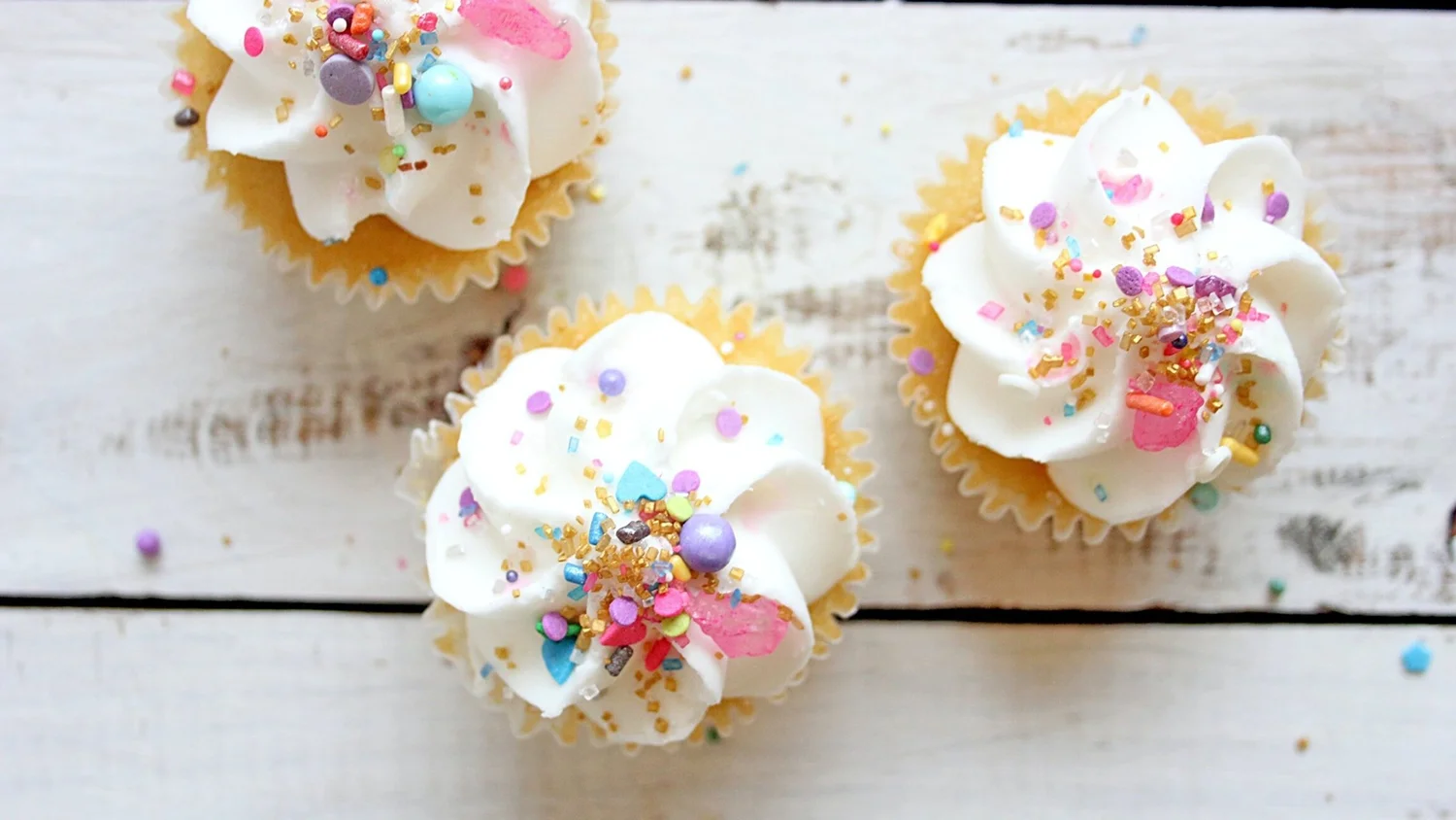 Host a Family Nailed It! Baking Challenge — Daisies in Clover