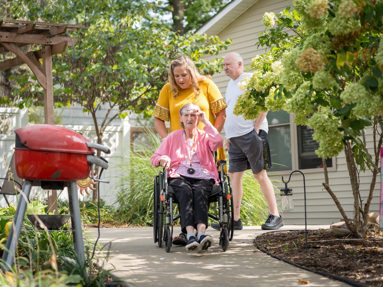 Embrace Elm House: Sunflower Care Homes in Baldwin - Your Home Away ...