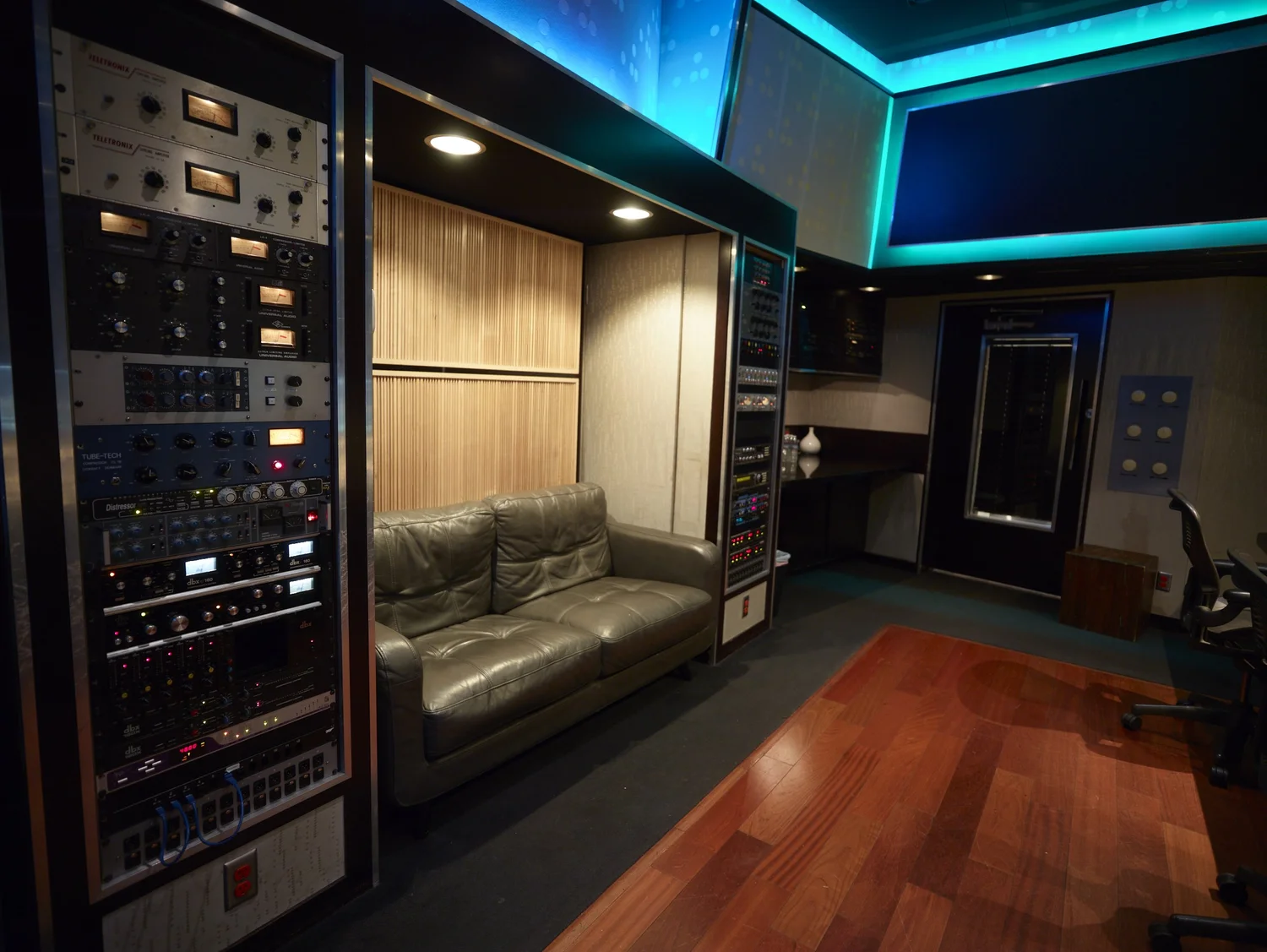 Encore Recording Studio A — Paramount Recording Studios