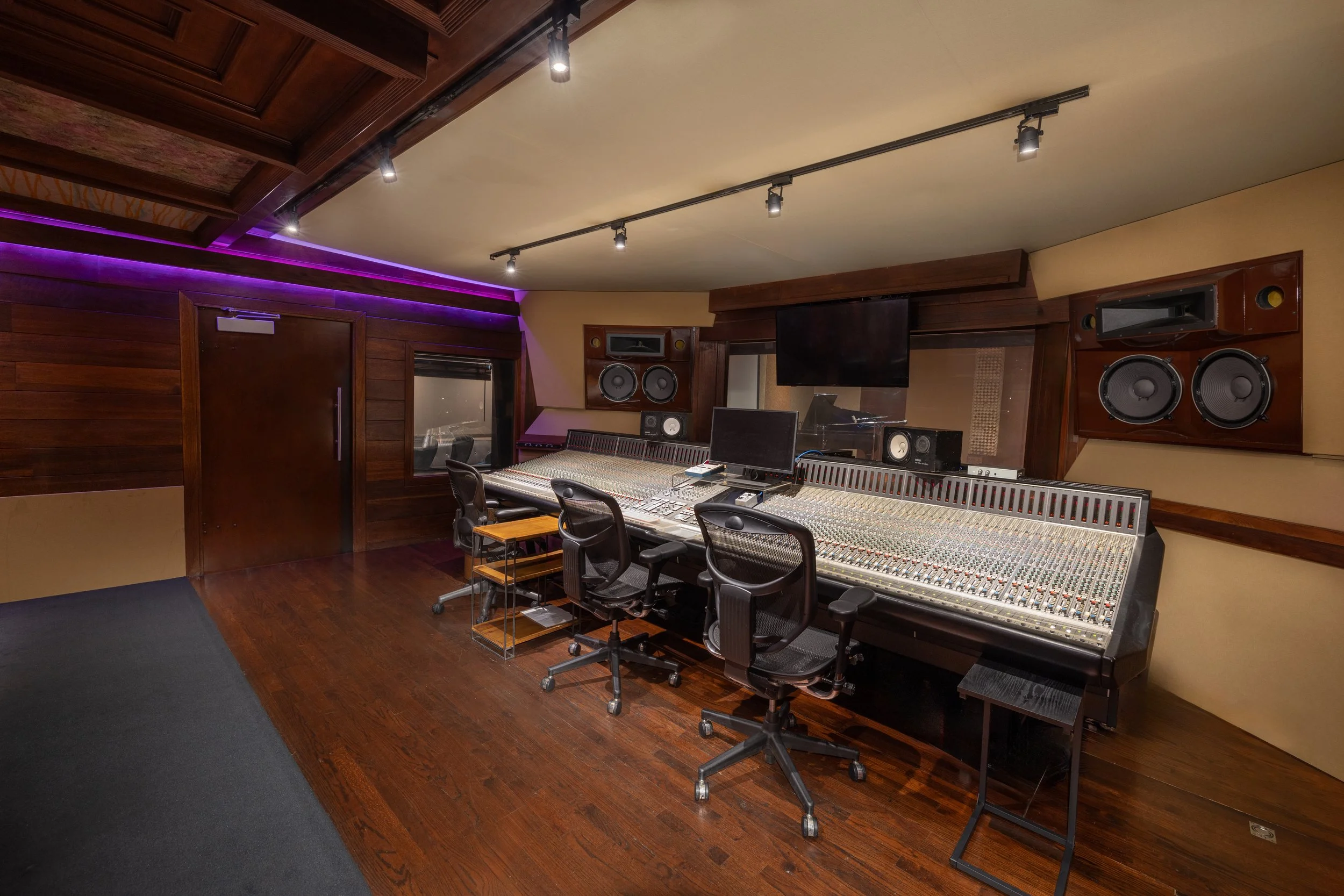 Track North — Paramount Recording Studios