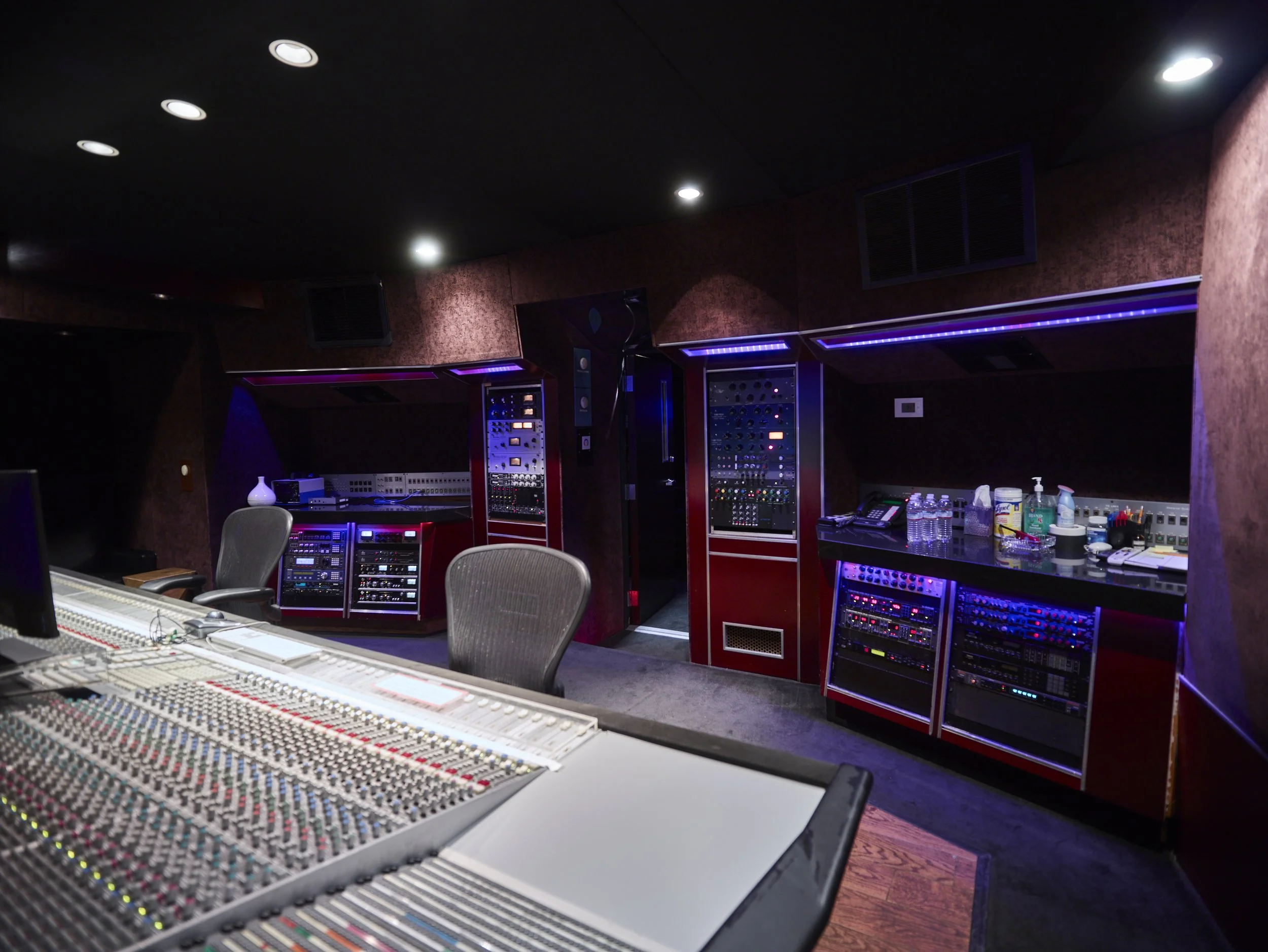 Ameraycan Recording Studio A — Paramount Recording Studios