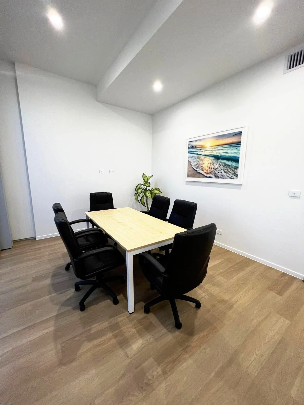 Hallmarc Business Hub