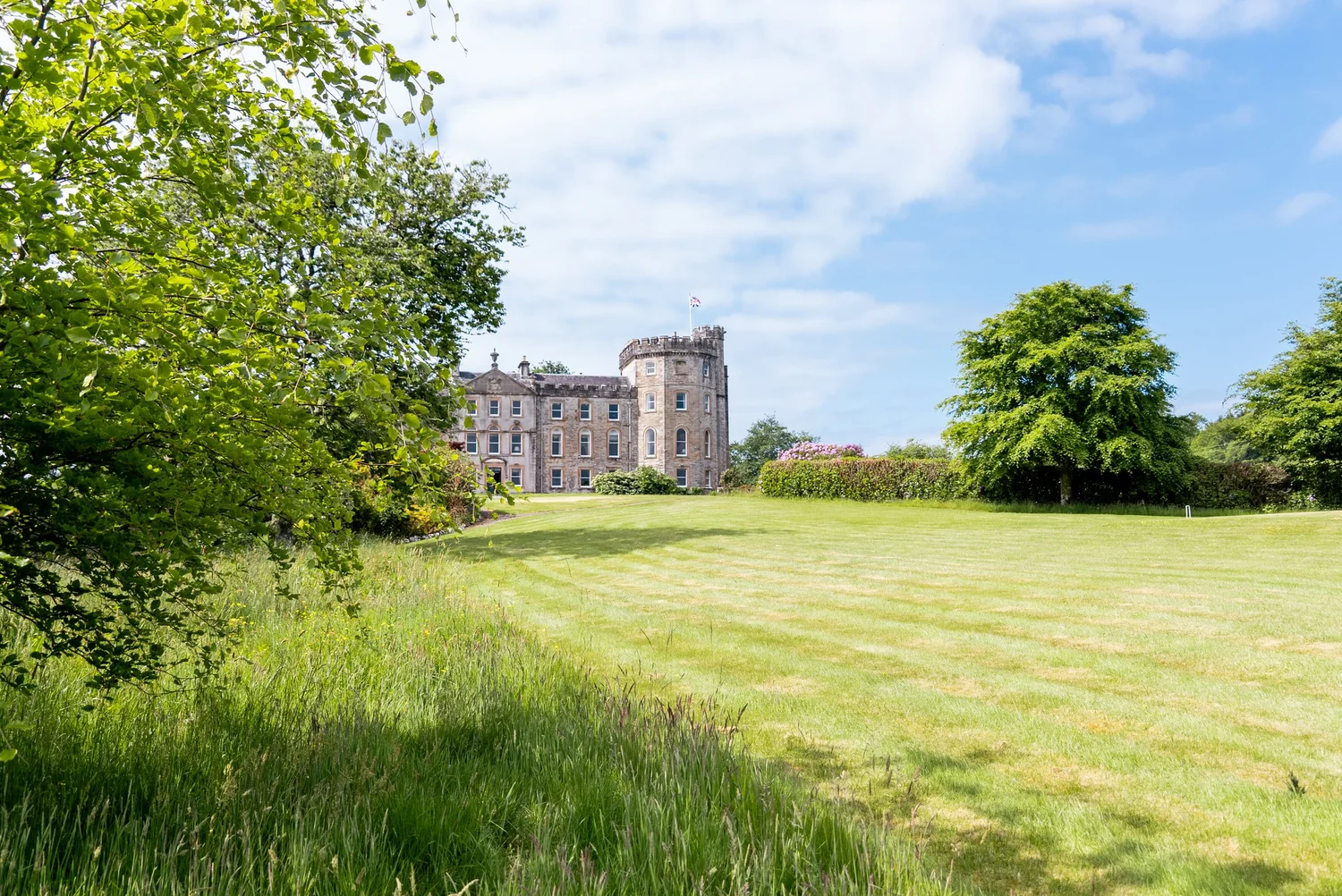 About — Lochnell Estate