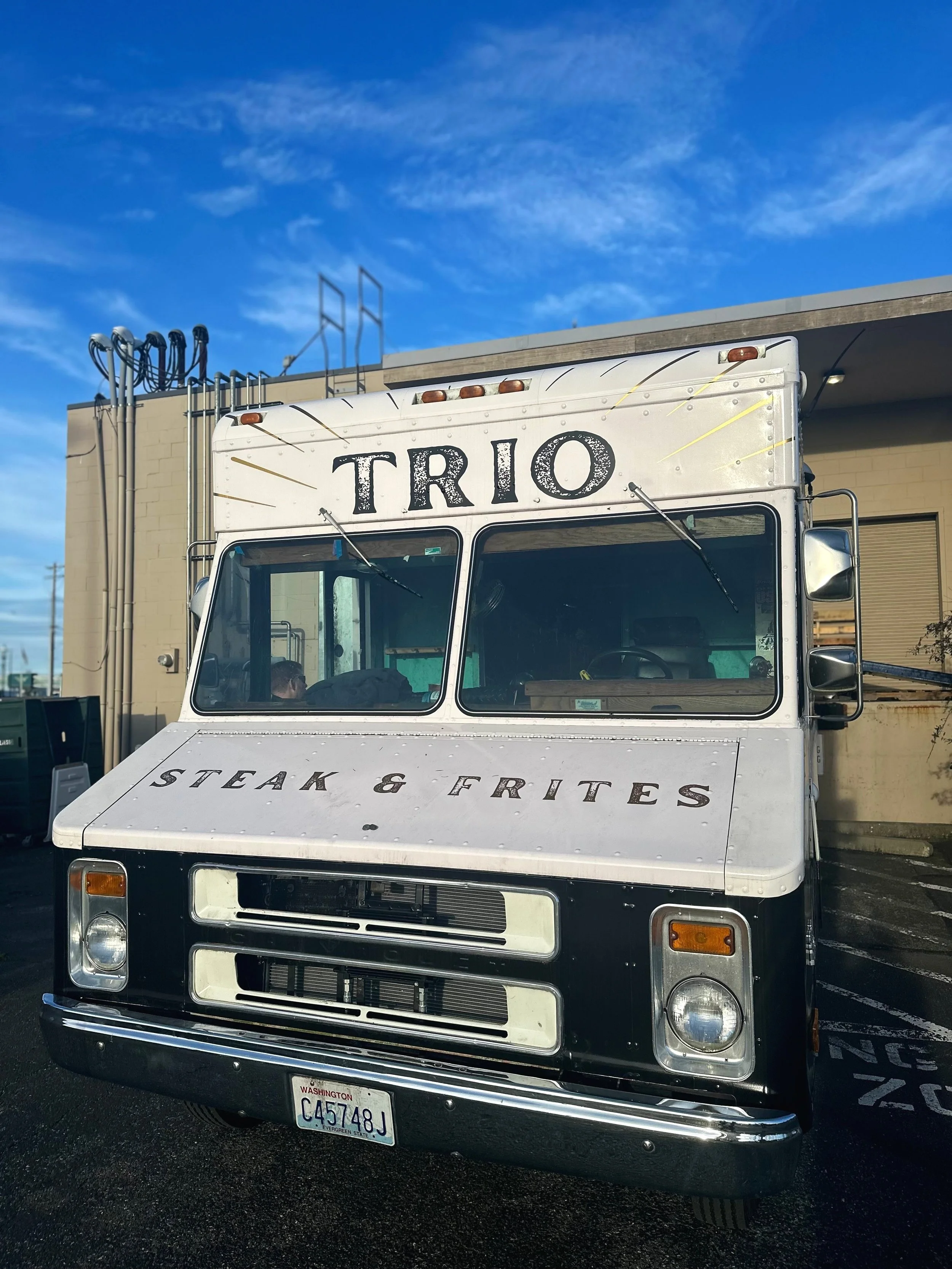 Trio Truck
