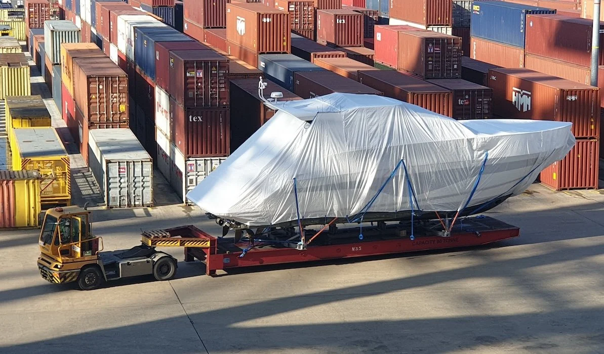 Intelligent Cargo Systems - Chassis operations - Trucks and trailers ...