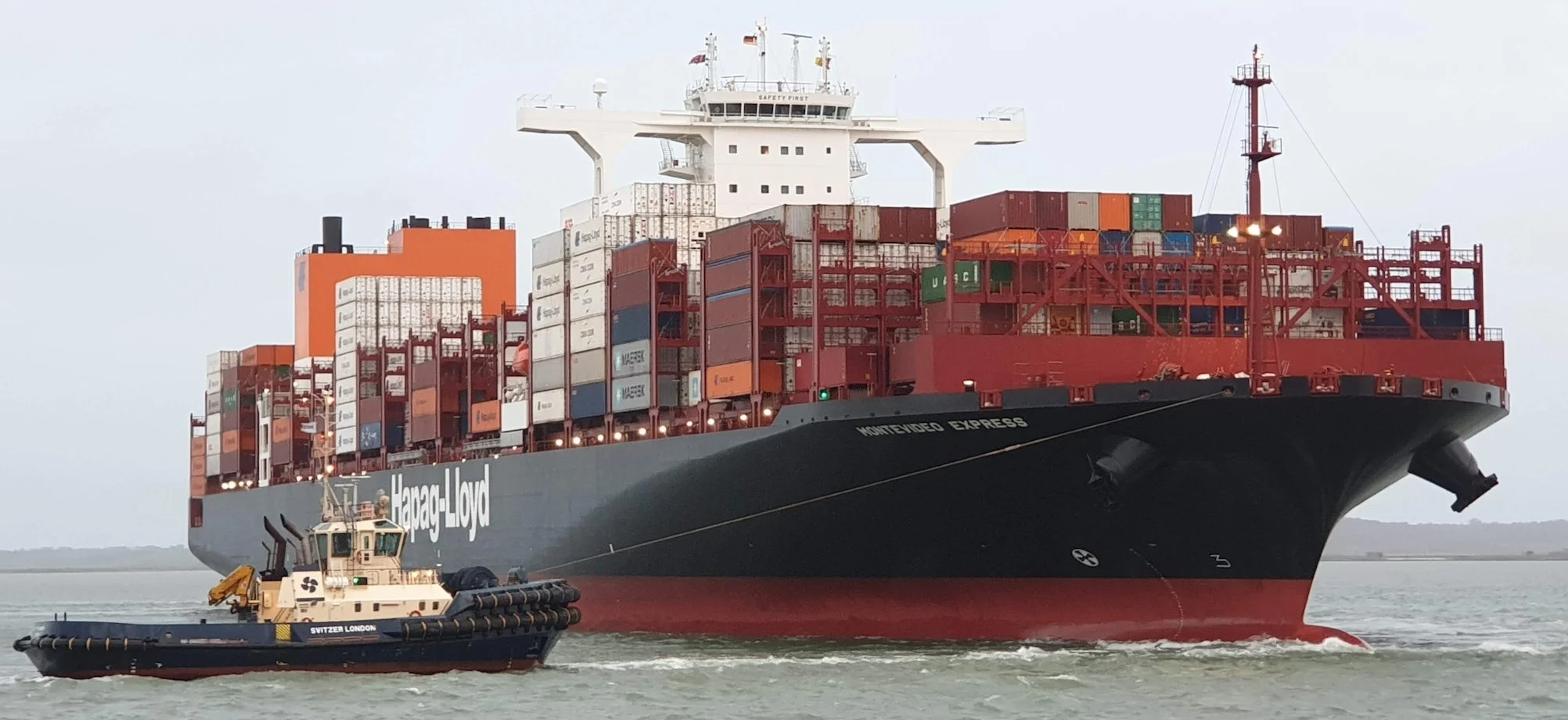 Intelligent Cargo Systems - Container ship operations - What is a port ...