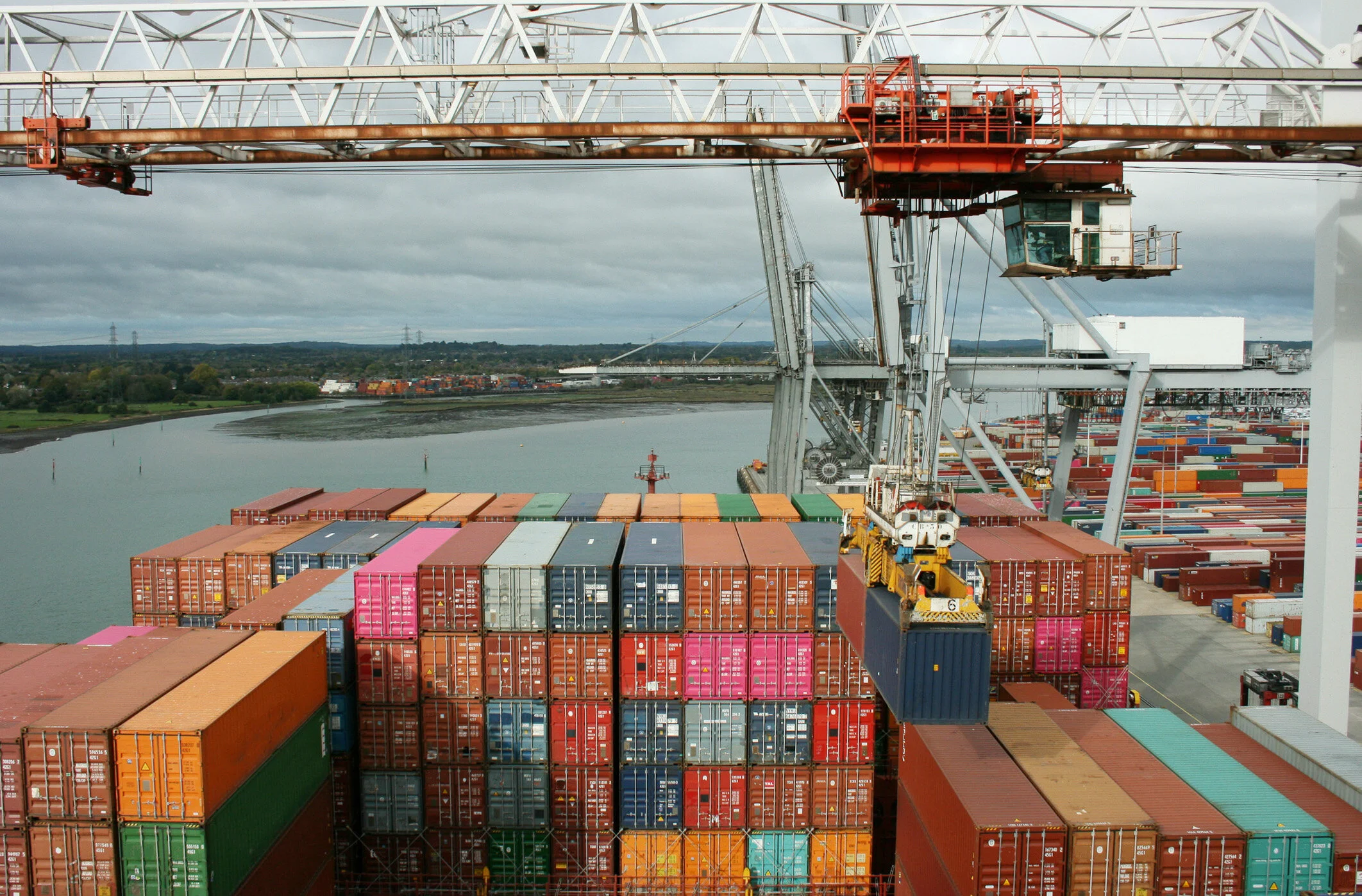 Intelligent Cargo Systems