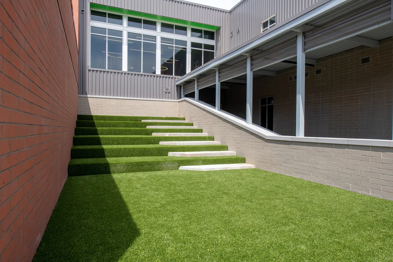 Wonder Jr. High — F&F