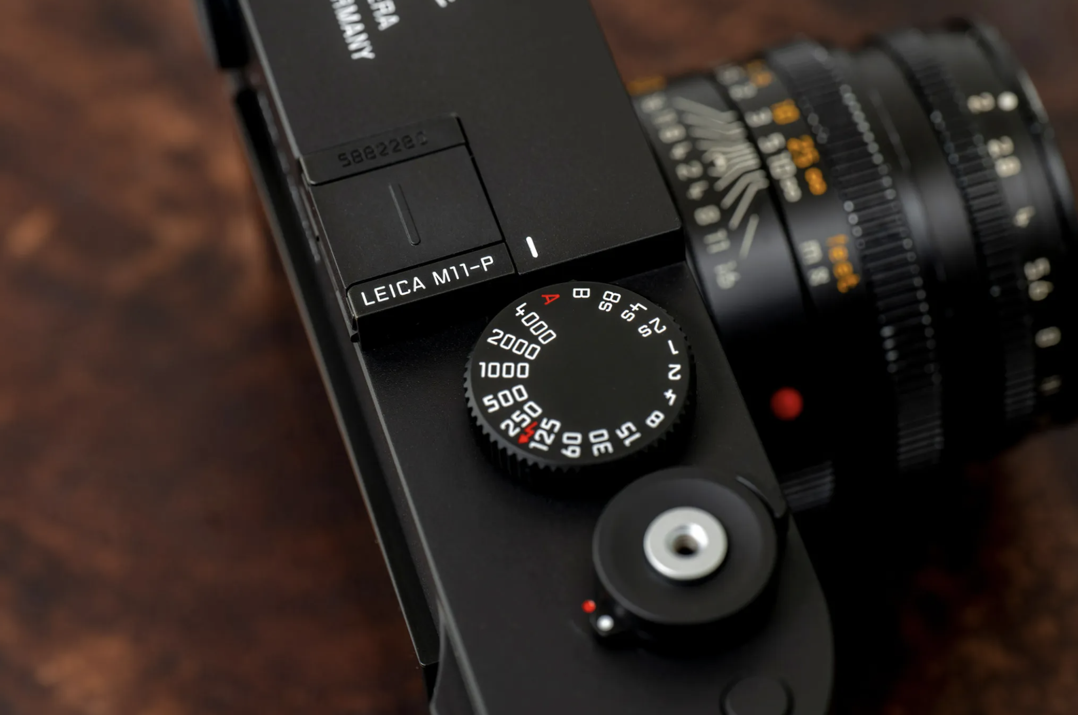 Leica M11 vs Leica M11-P — LEICAHUNTER