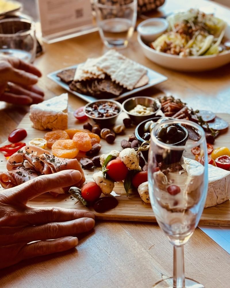 Hazel's on Main | Great dining and cozy atmosphere in Monmouth, Oregon