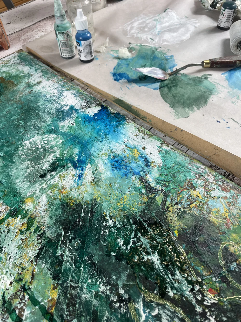 You will learn how to use alcohol inks in your cold wax medium ...