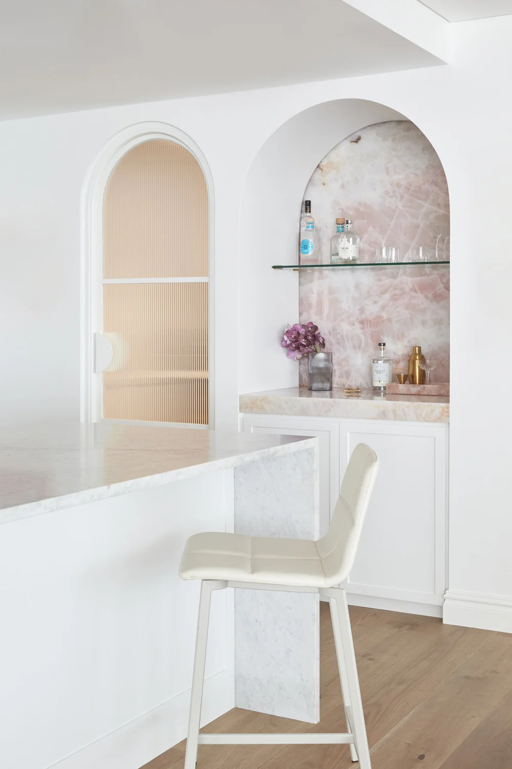 POTTS POINT — Sally Rhys Jones