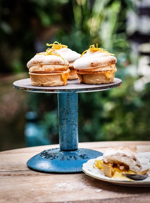 Little Lemon Meringue Tarts — The Quirk and the Cool