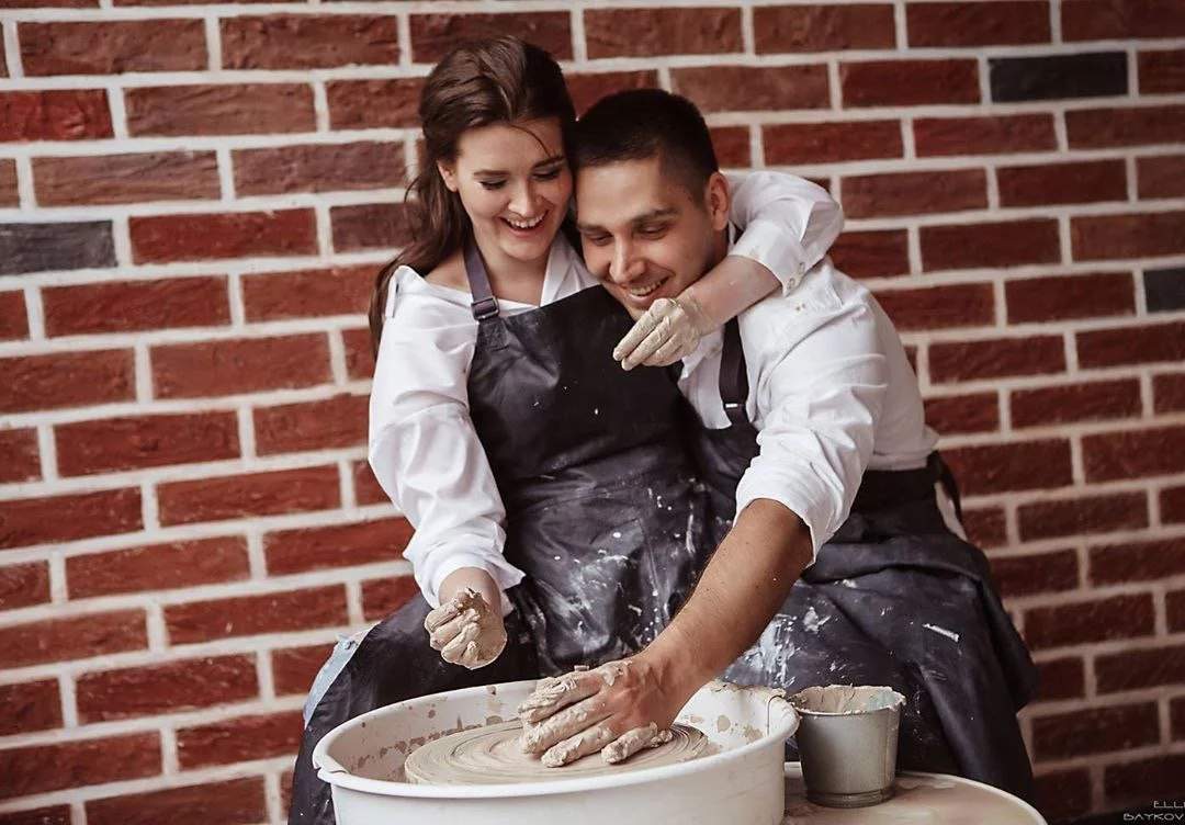 Date night pottery class for couples Chicago
