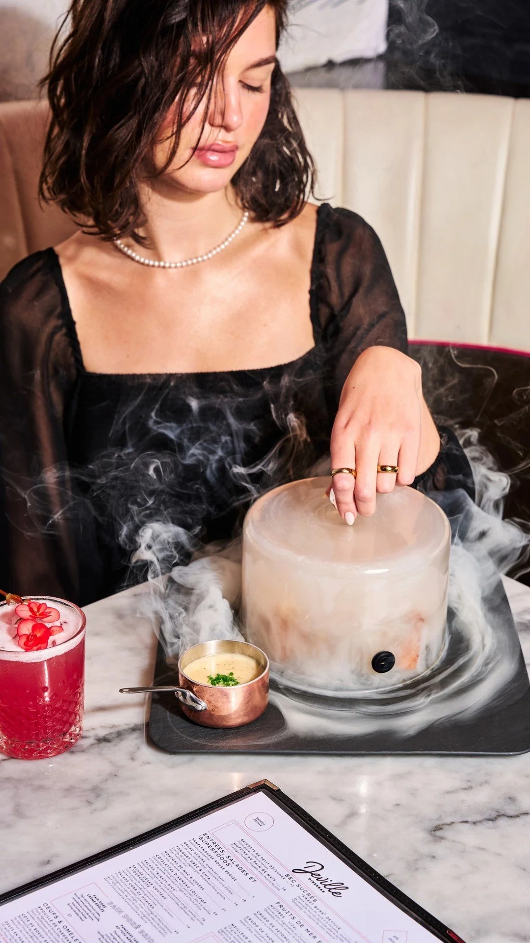 Best Diner in Montreal | American-inspired Food | Deville