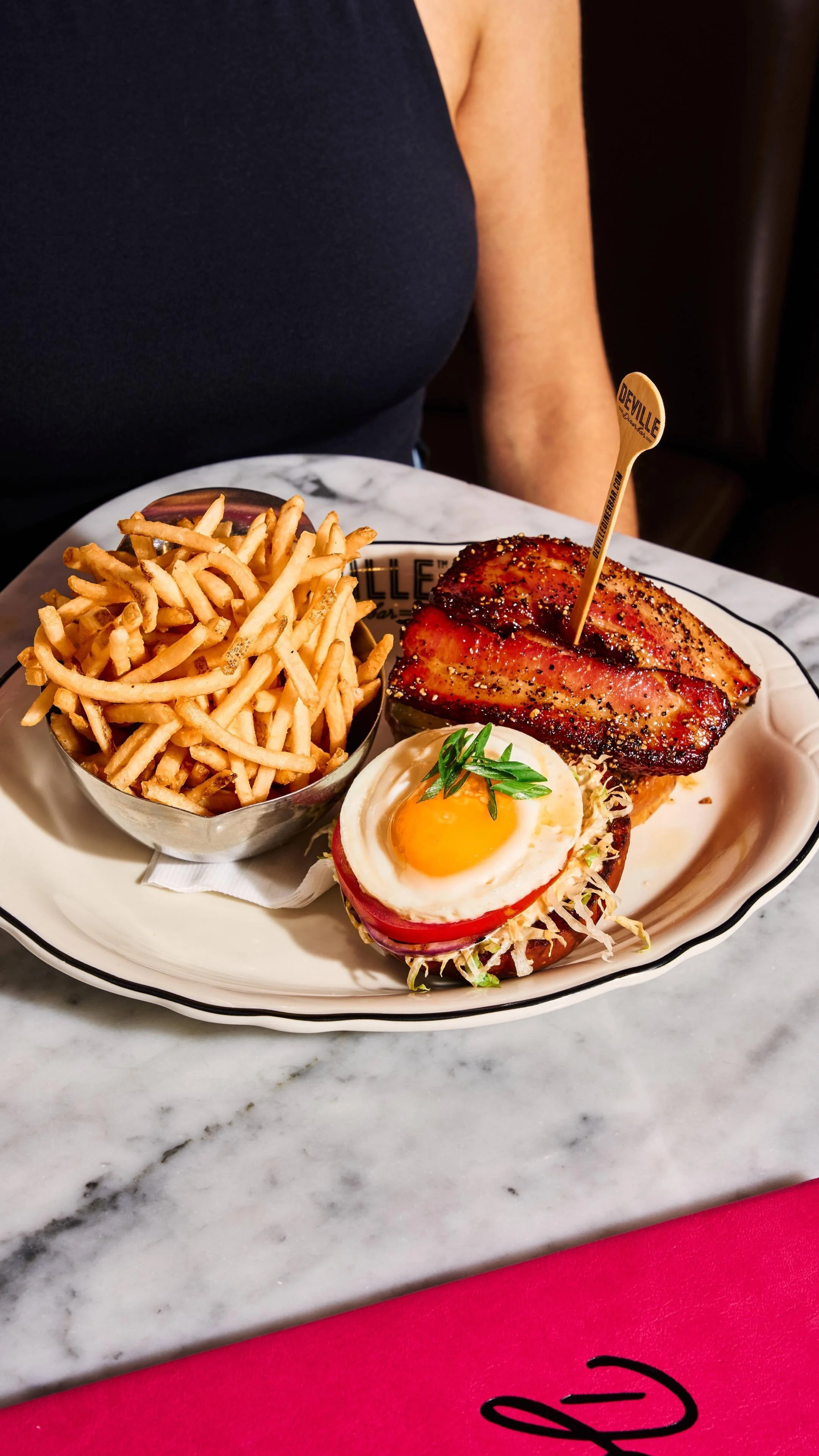Best Diner in Montreal | American-inspired Food | Deville