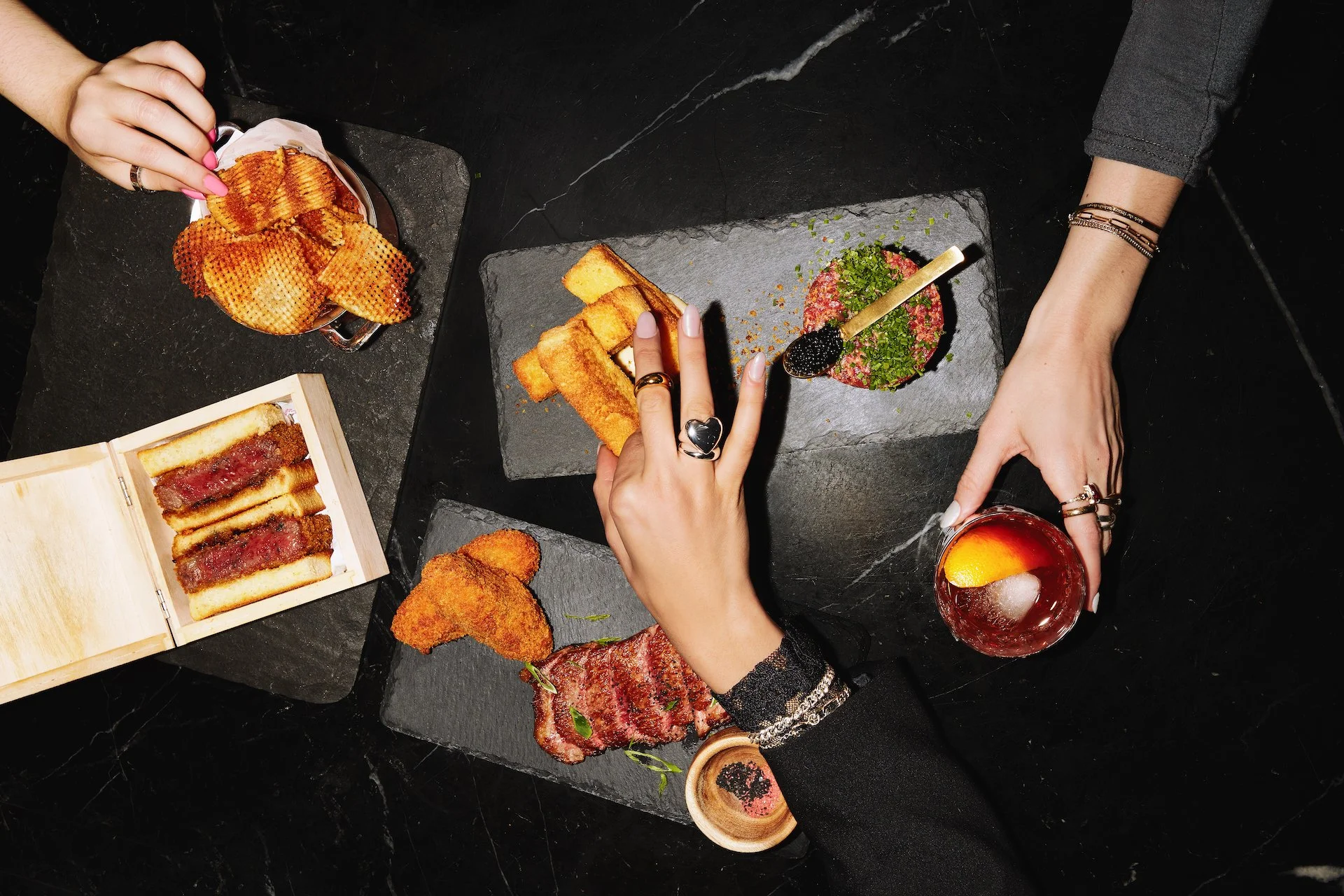 Main Menu | Best Diner in Montreal | Deville Dinerbar — Deville