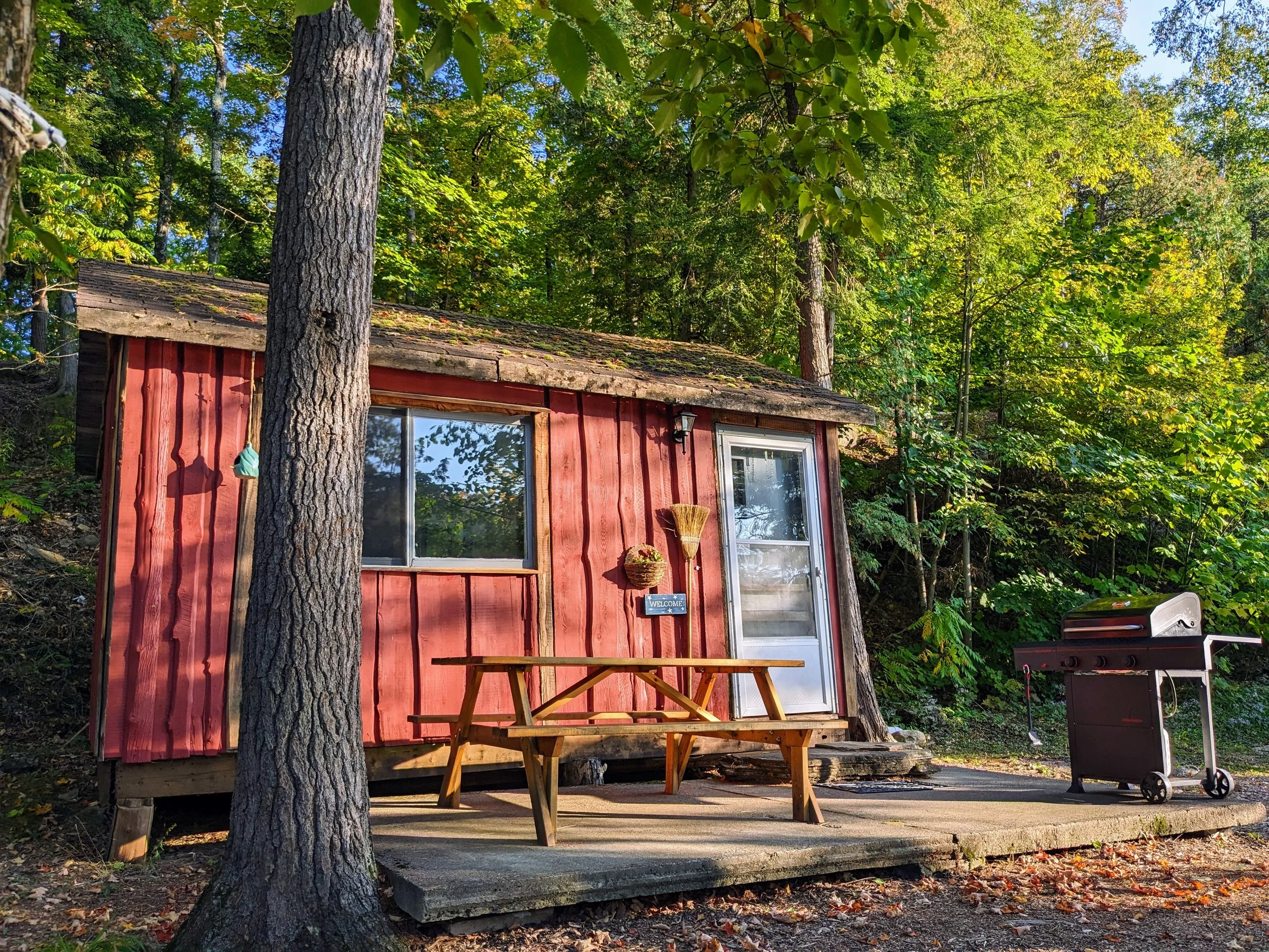 Woodland Park Arden - Ontario Glamping & RV Sites