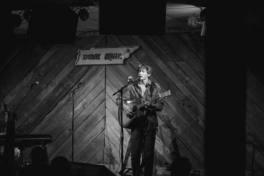 Tour — Elias Hix
