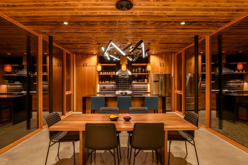 Split Cabin — Syndicate Smith