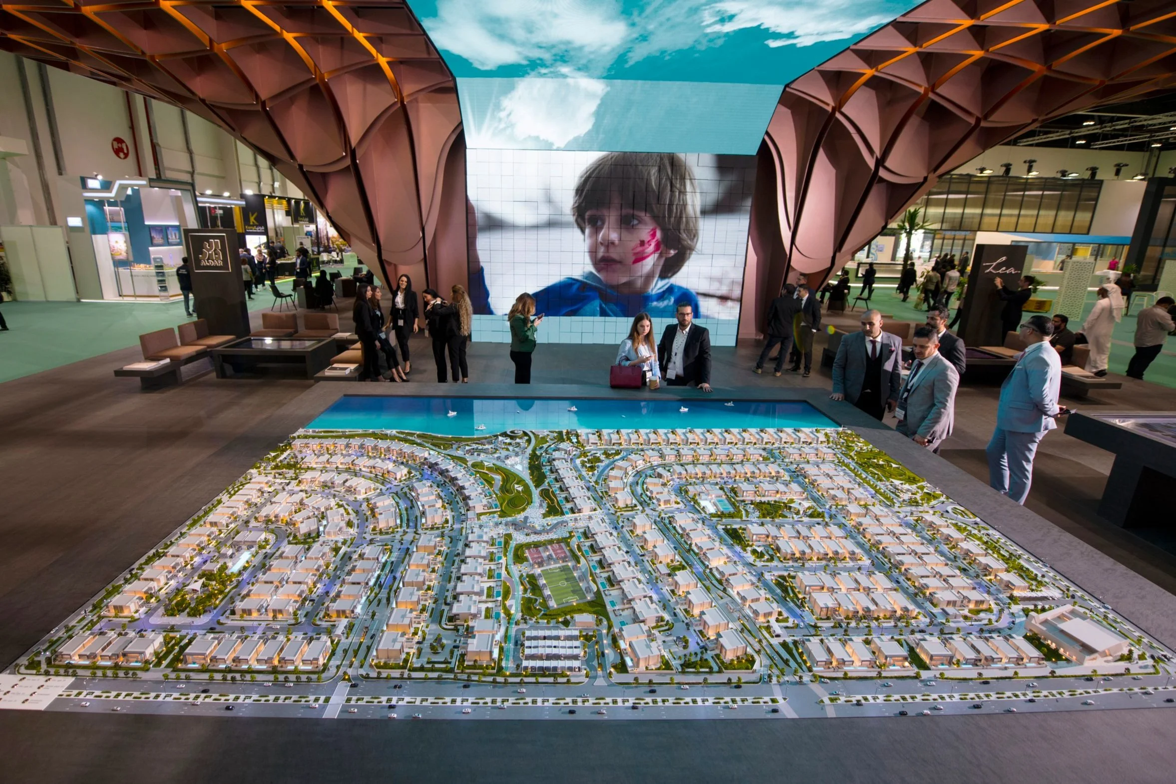 LIVESCALE | Architectural Scale Model Maker In Dubai