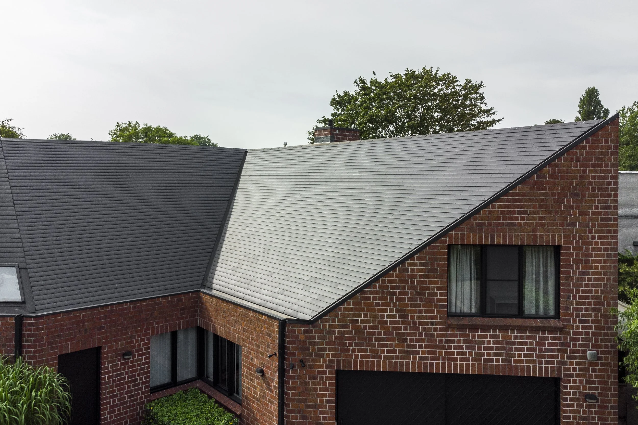 ELFINO ROOF TILE | Sleek Ceramic Slate Alternative — LOHAS