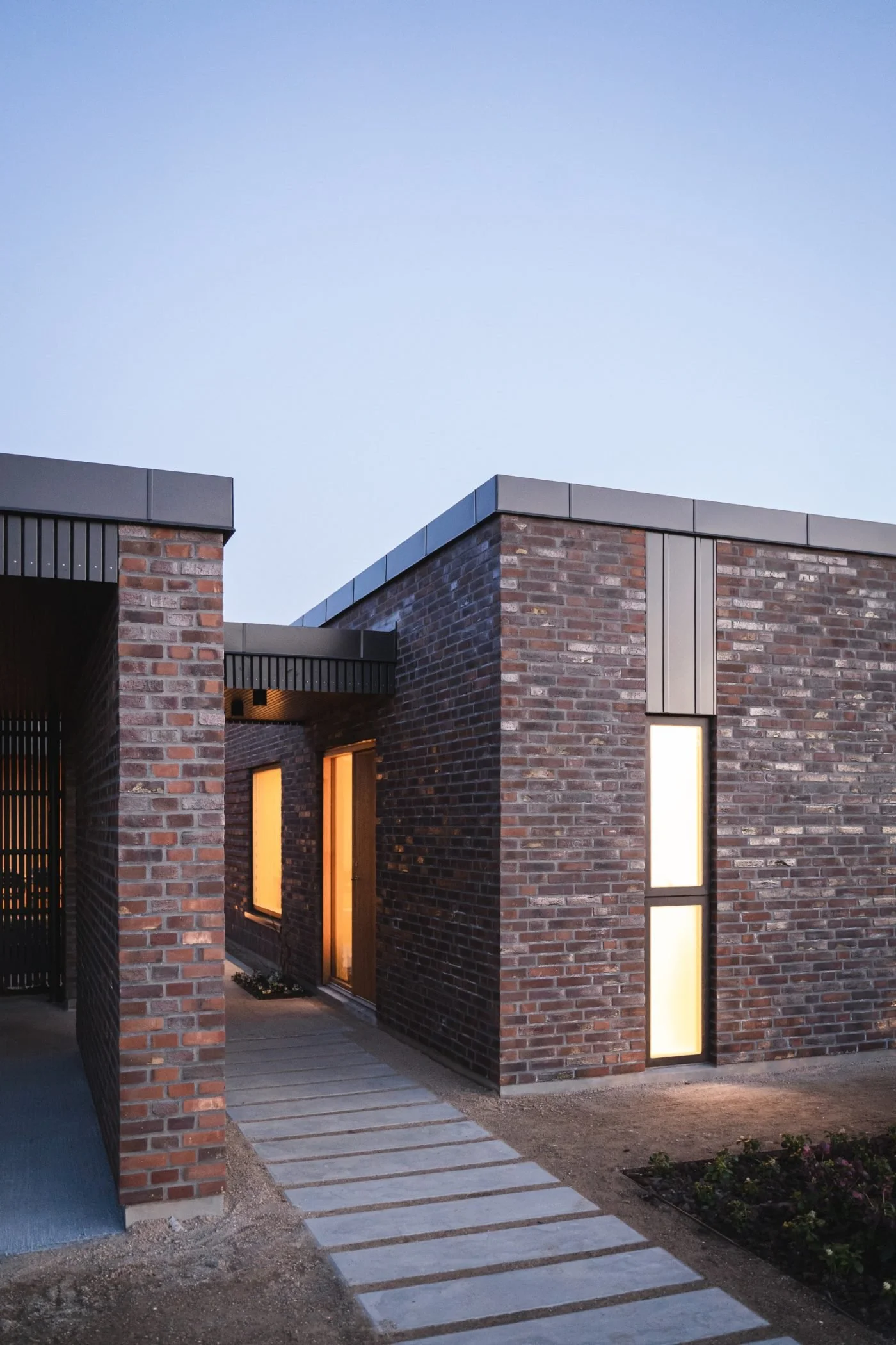 DANISH BRICK RANGE | Long Formats & Low-Carbon Clay Bricks — LOHAS