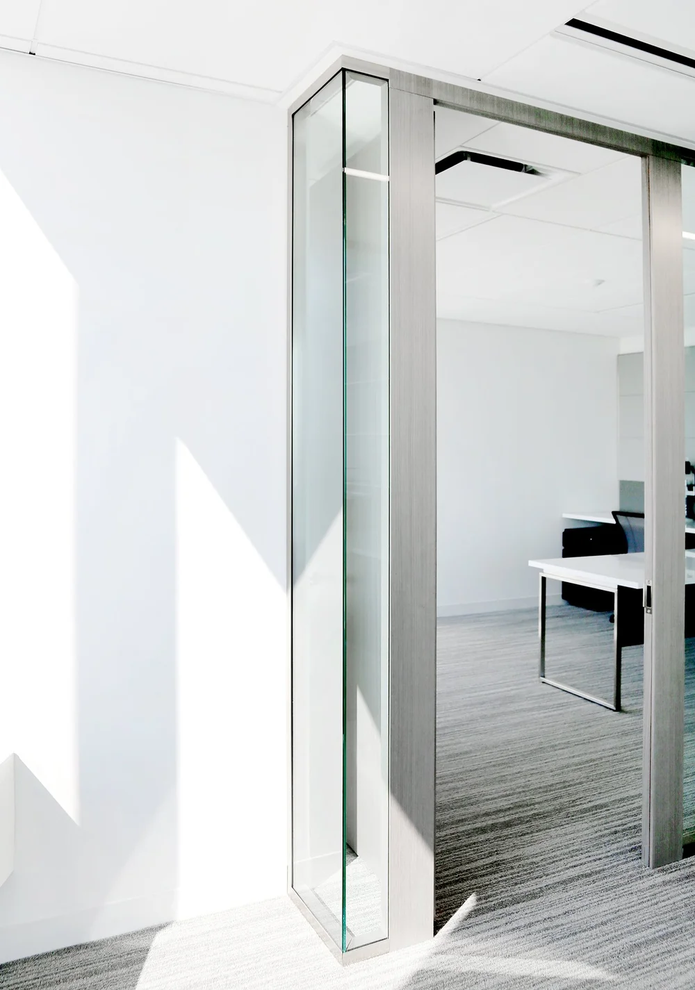 Galleries - Kirkland & Ellis — Arch Street Glass