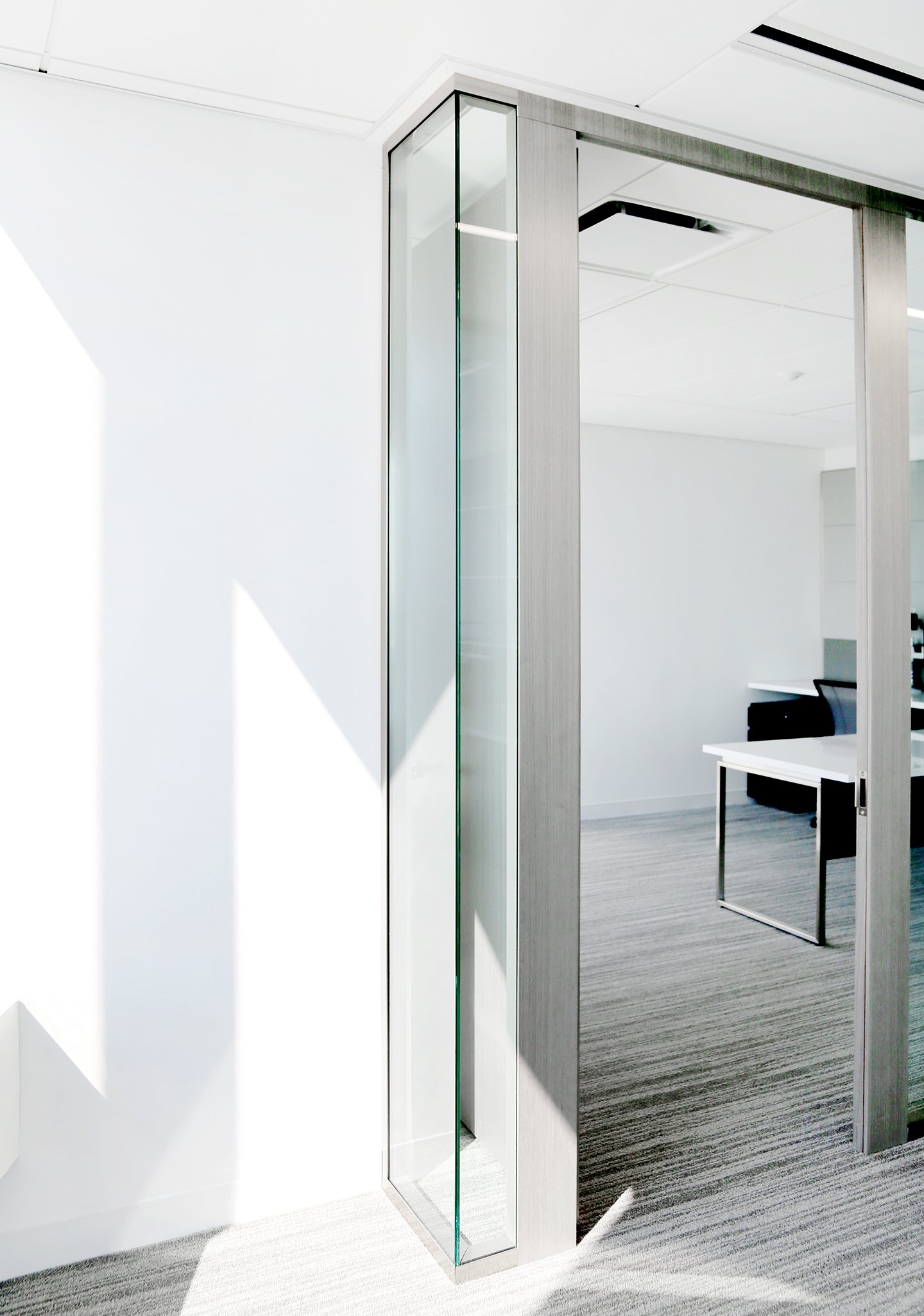 Galleries - Kirkland & Ellis — Arch Street Glass