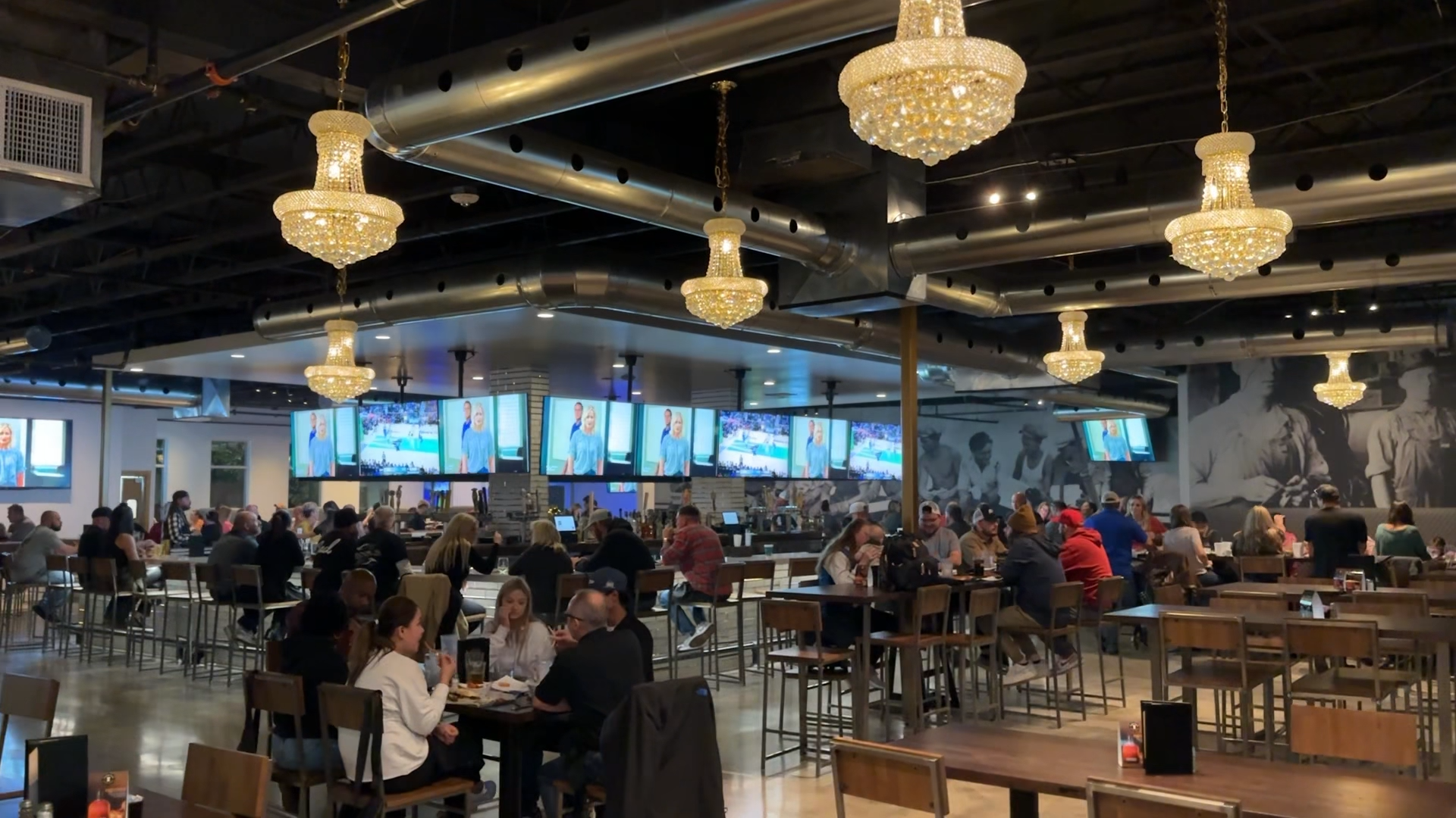 Industry Gastro Lounge