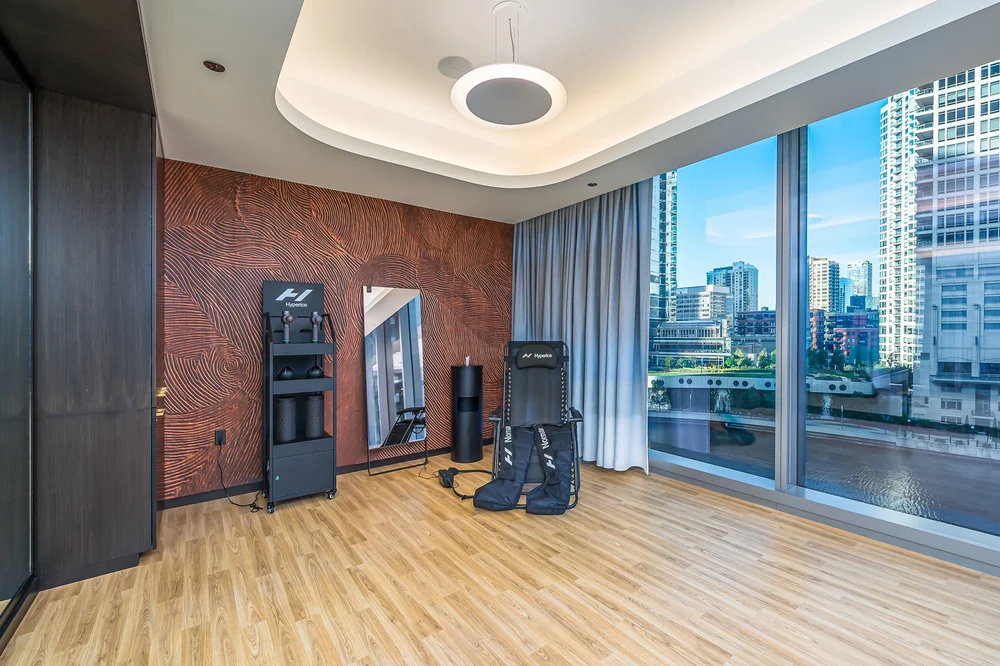 Salesforce Tower Corporate Fitness Facility — The Fitness Connection