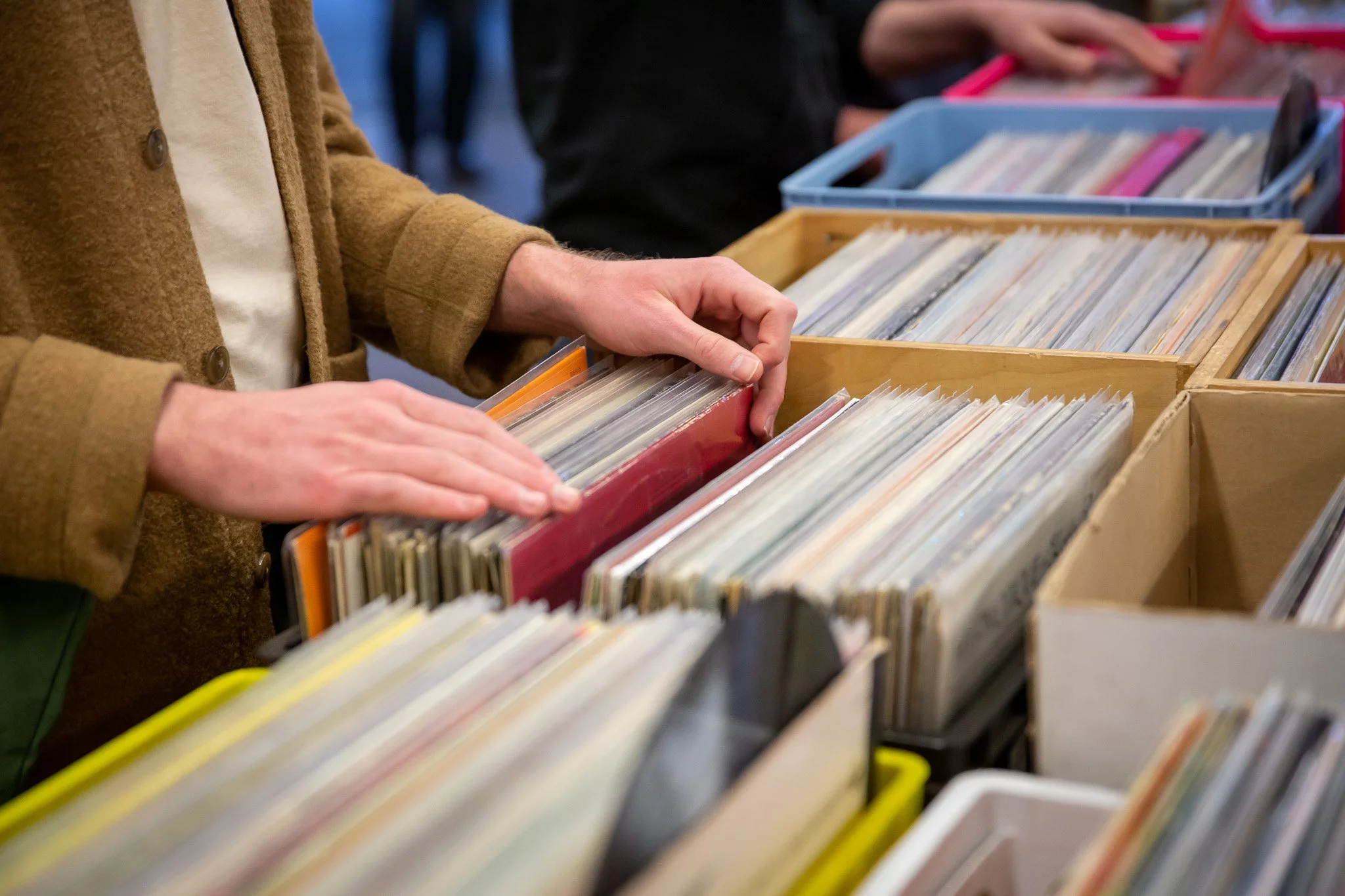 About 5 — VinylCon!