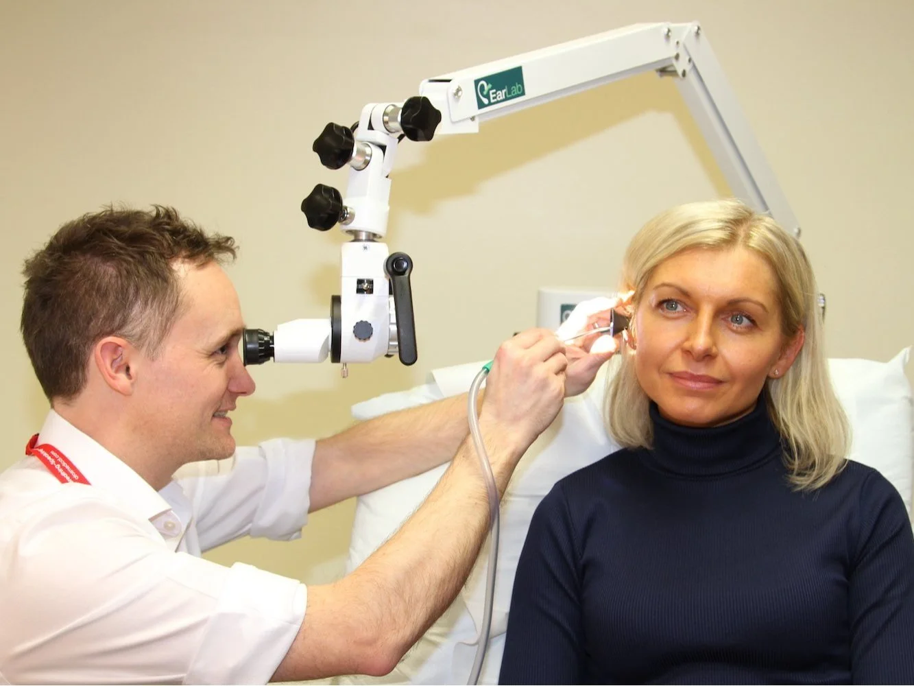 Earlab: Clearing Blocked Ears, Ear Wax Removal using Microsuction