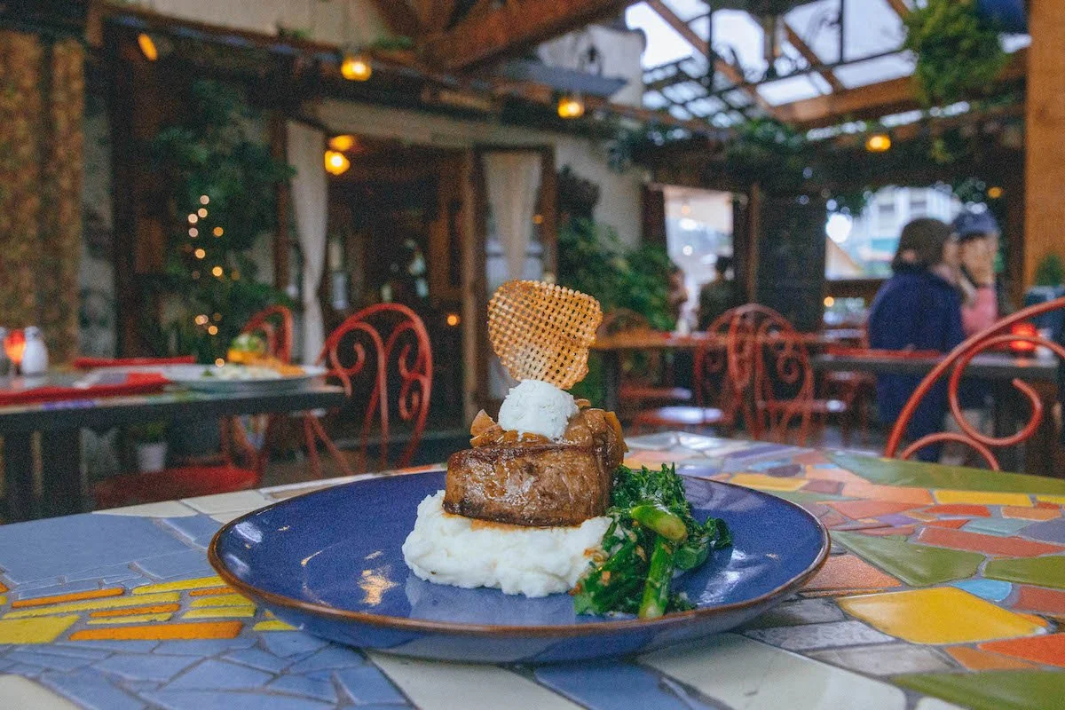 Robin's Restaurant | International Fare, Farmers' Market Fresh