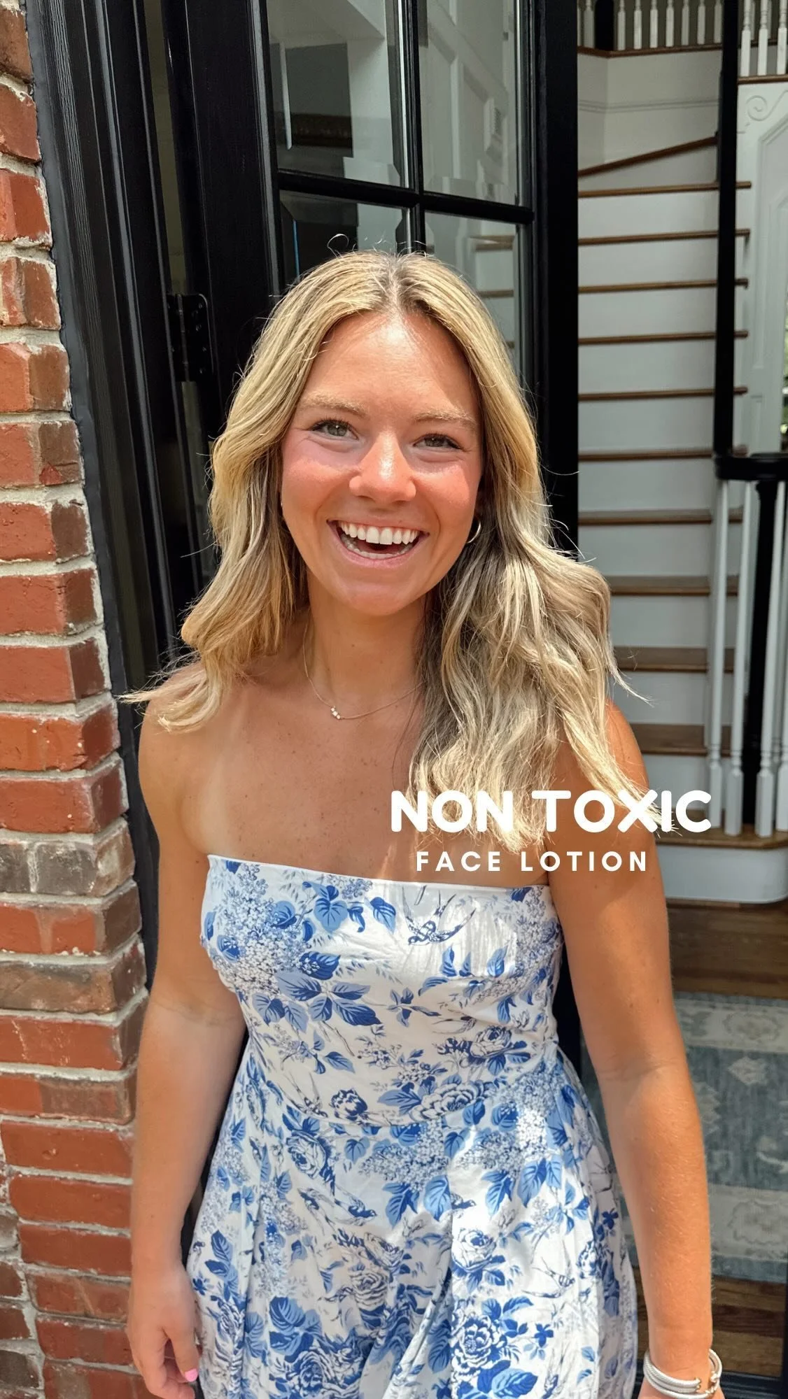 non toxic glowy makeup — Clean Living Karly