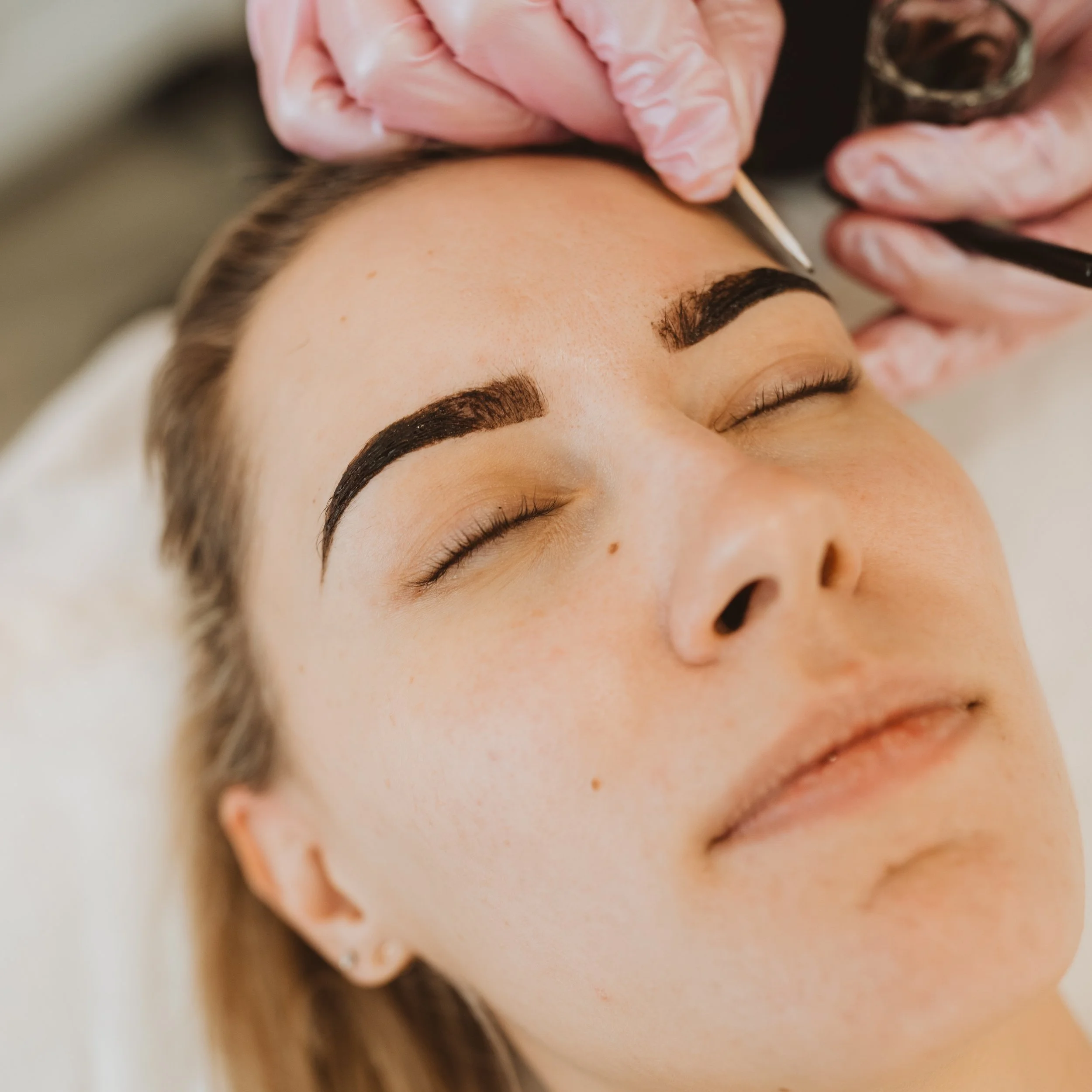 Perfectly-shapped, beautiful brows! — Shine Intuitive Beauty