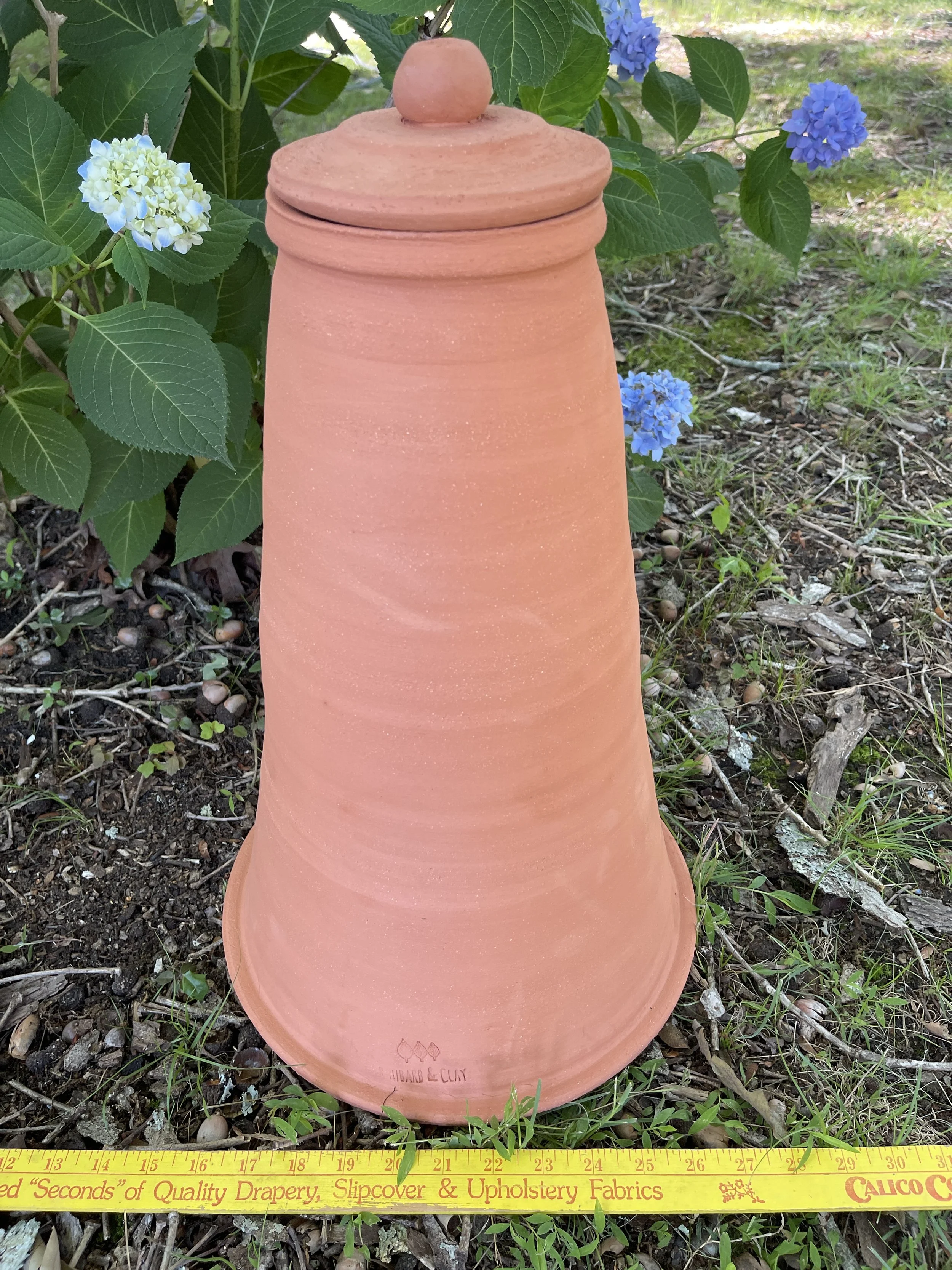 Rhubarb Forcer terra cotta garden pot — Rhubarb & Clay