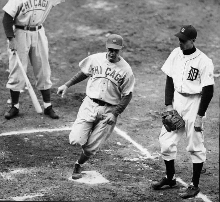 Bill Nicholson: Cubs Fans’ Favorite Right Fielder — Peanuts & Crackerjack