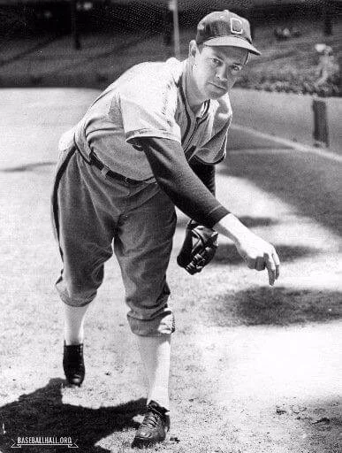 An Interview with Ted Lyons, White Sox Hall of Fame Pitcher — Peanuts ...