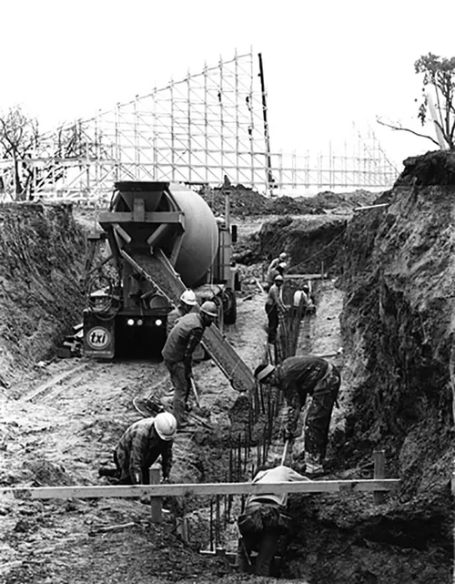 Judge Roy Scream Celebrates A 35th Birthday At Six Flags Over Texas ...